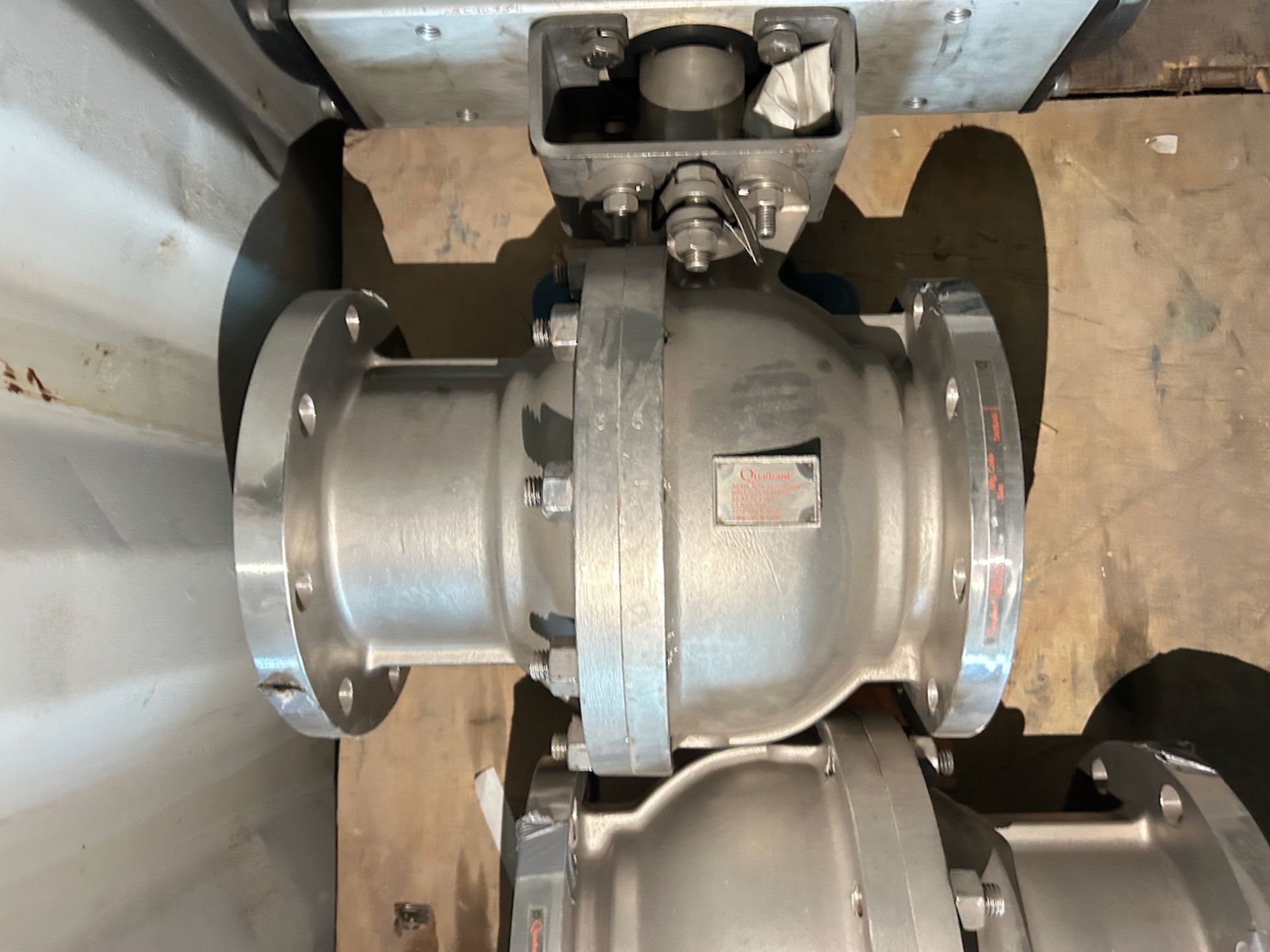 (NEW) Control Valve Mca Quadrant Body Cn250 Size 6" Actuator Flowserve ...