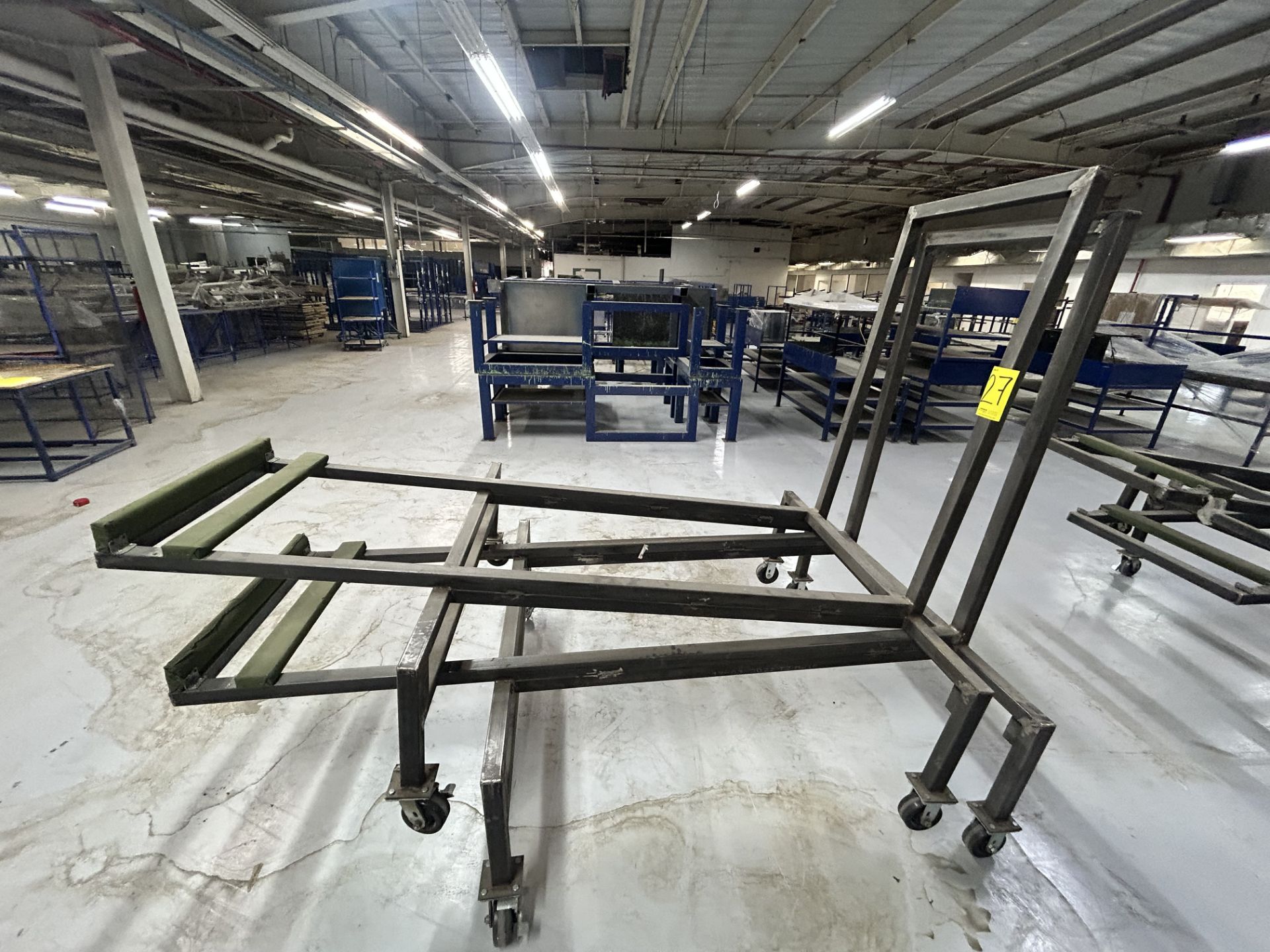 Lote de 3 Carros estructura metálica PTR, con las siguientes ...