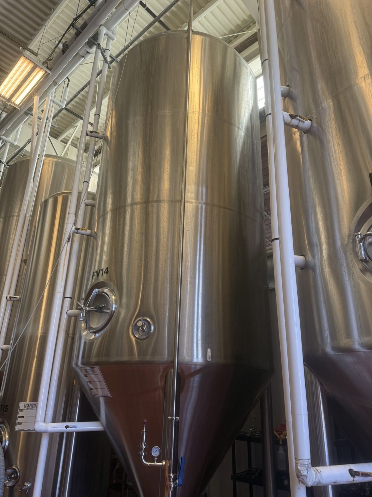 120 HL Stainless Steel Fermenter, Glycol Jacket, Cone Bottom, 4 ...