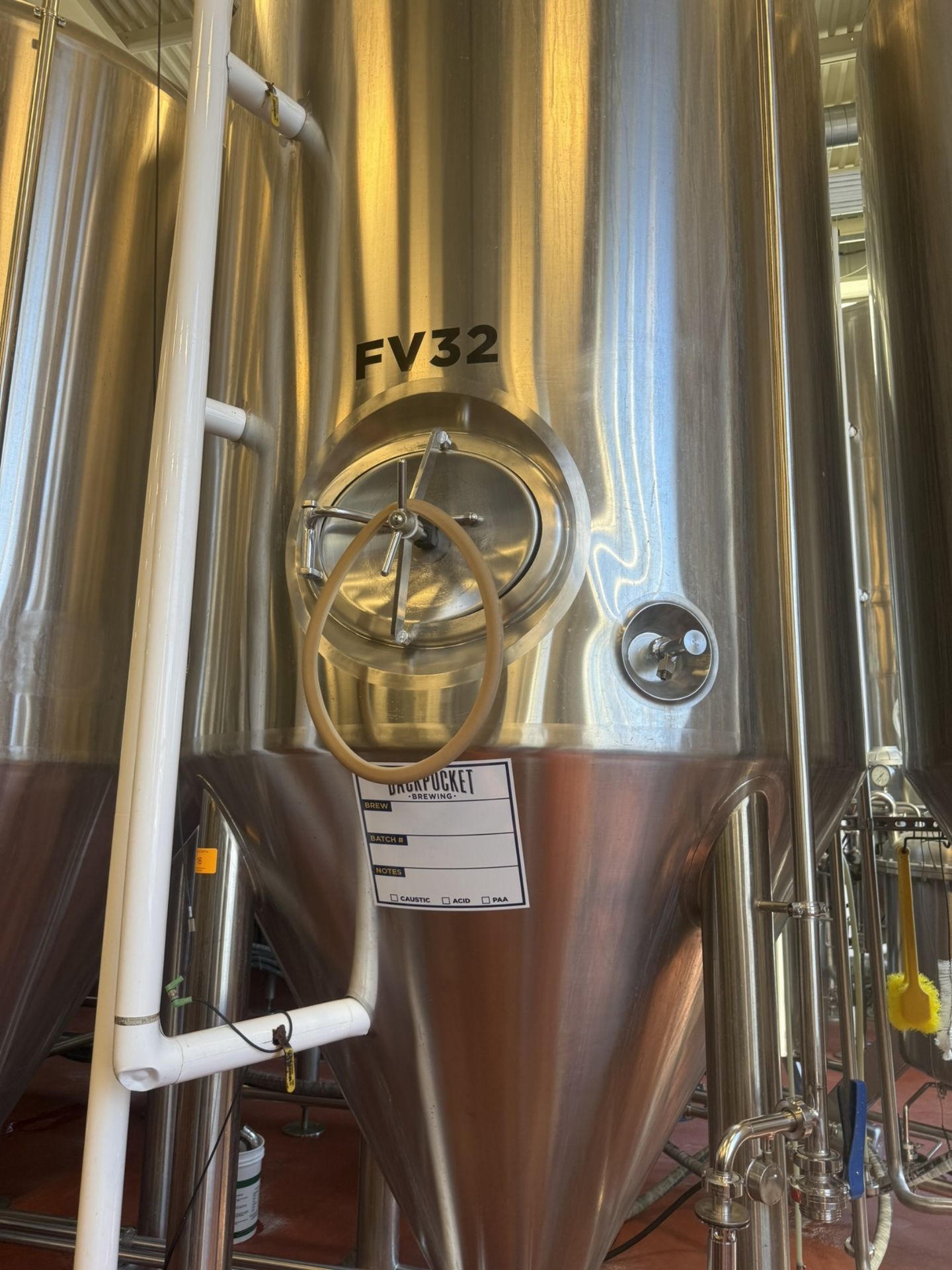 40 HL Stainless Steel Fermenter, Glycol Jacket, Cone Bottom, 4 ...