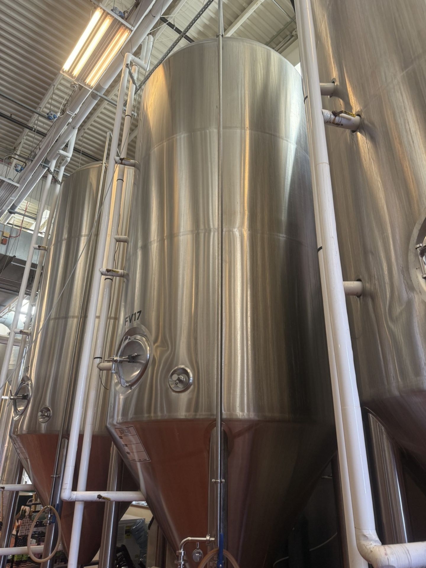120 HL Stainless Steel Fermenter, Glycol Jacket, Cone Bottom, 4 ...