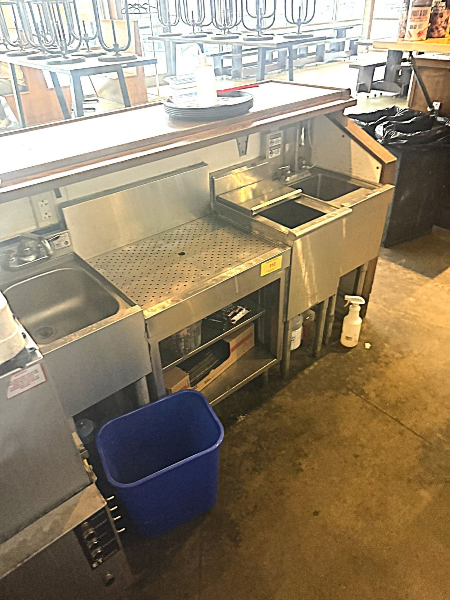 Krowne Model 18-1C Commercial bar Sink, Eagle Model HS12-19 Commercial ...