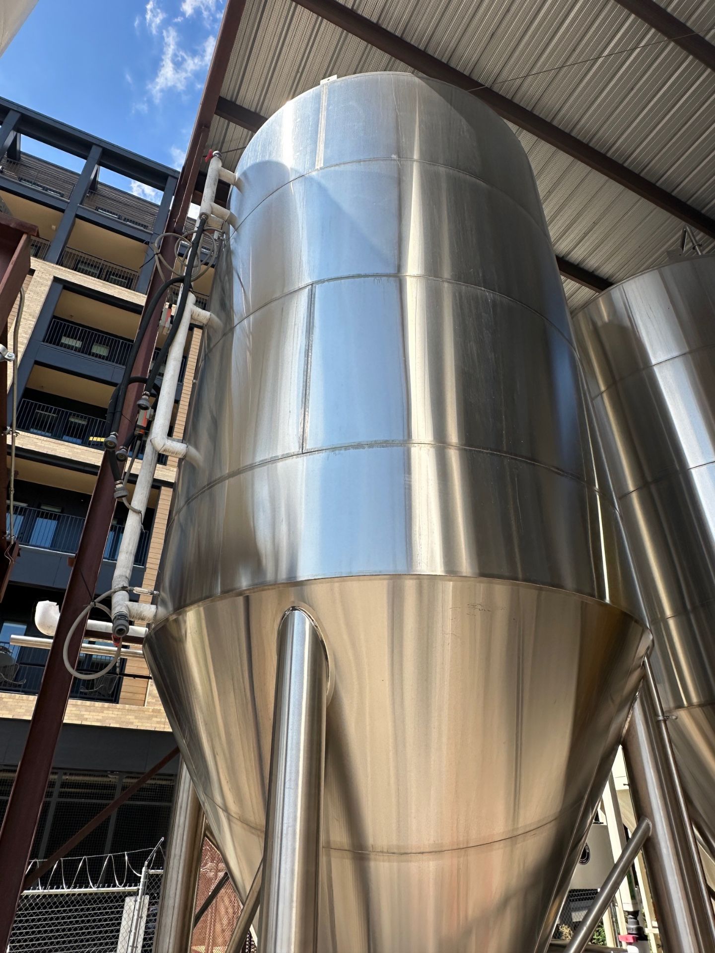Silver State Stainless 240 BBL (Approx 9,200 Gal Max Cap) Fermentation ...