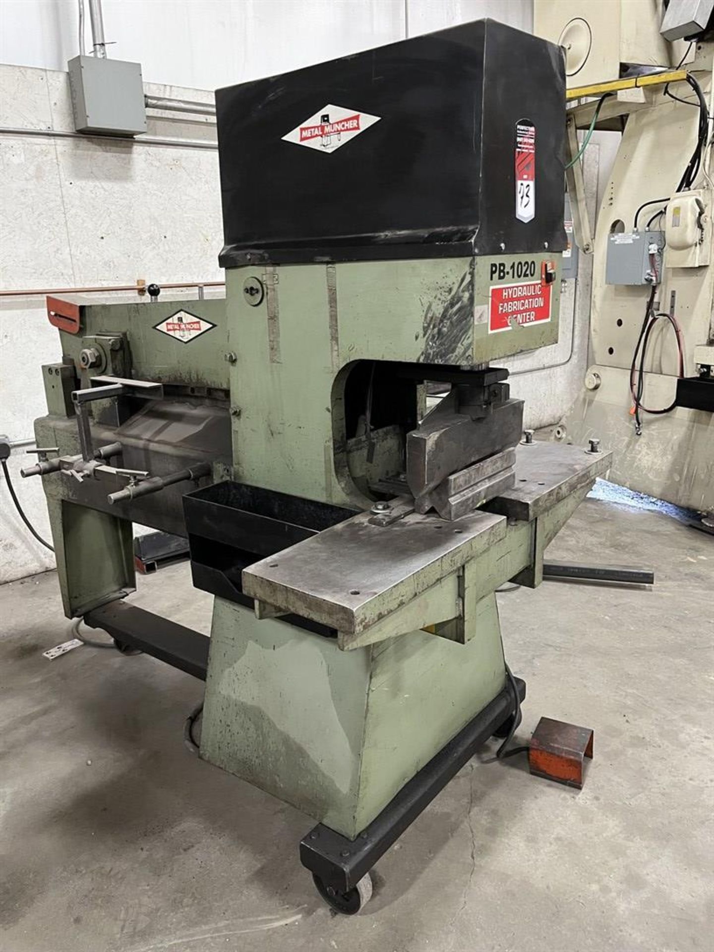 METAL MUNCHER MM-70 Hydraulic Ironworker, s/n 03316395, w/ 70 Ton Cap ...