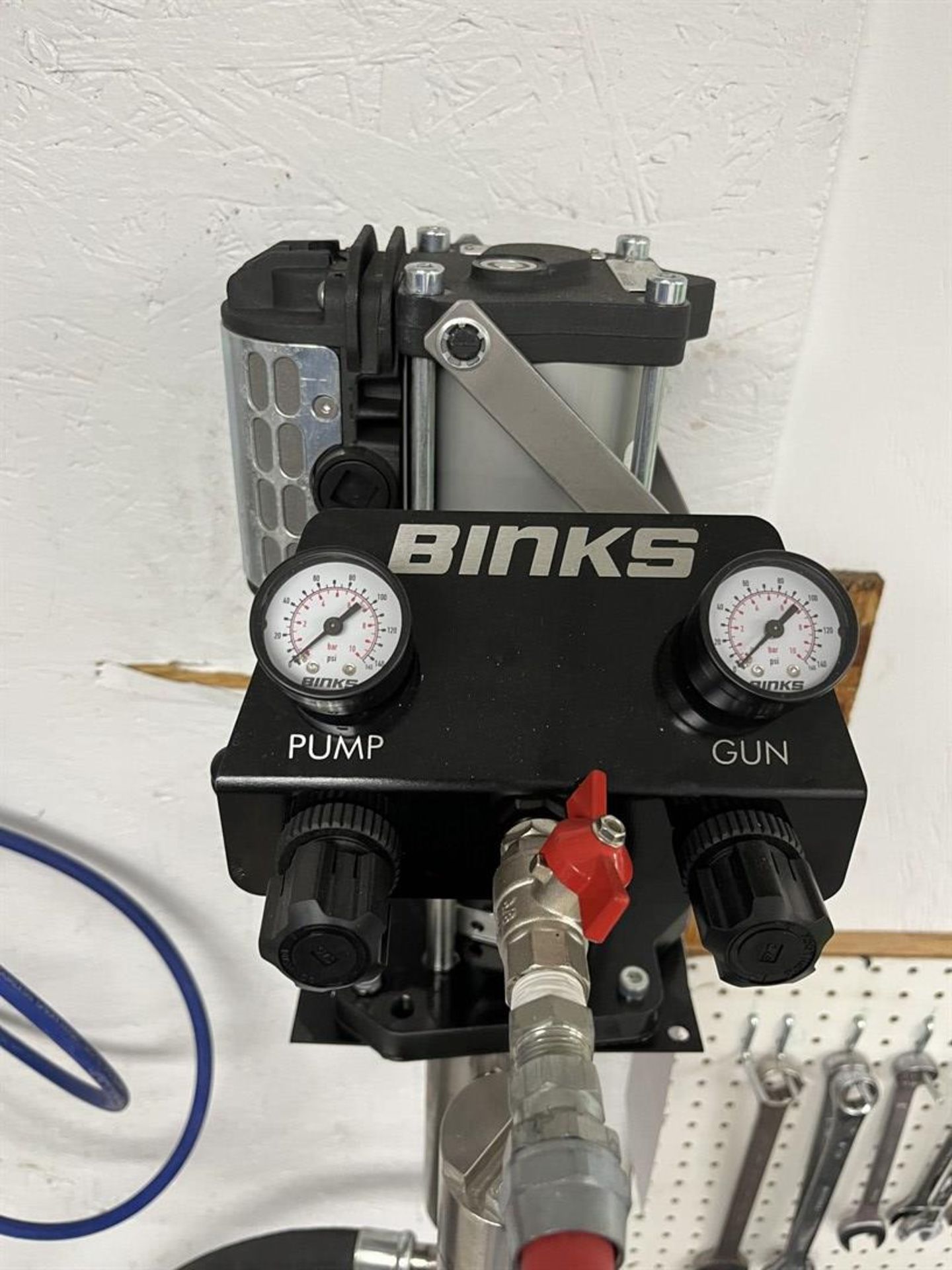 BINKS FX12UC Pneumatic Pump s/n 228069/2022