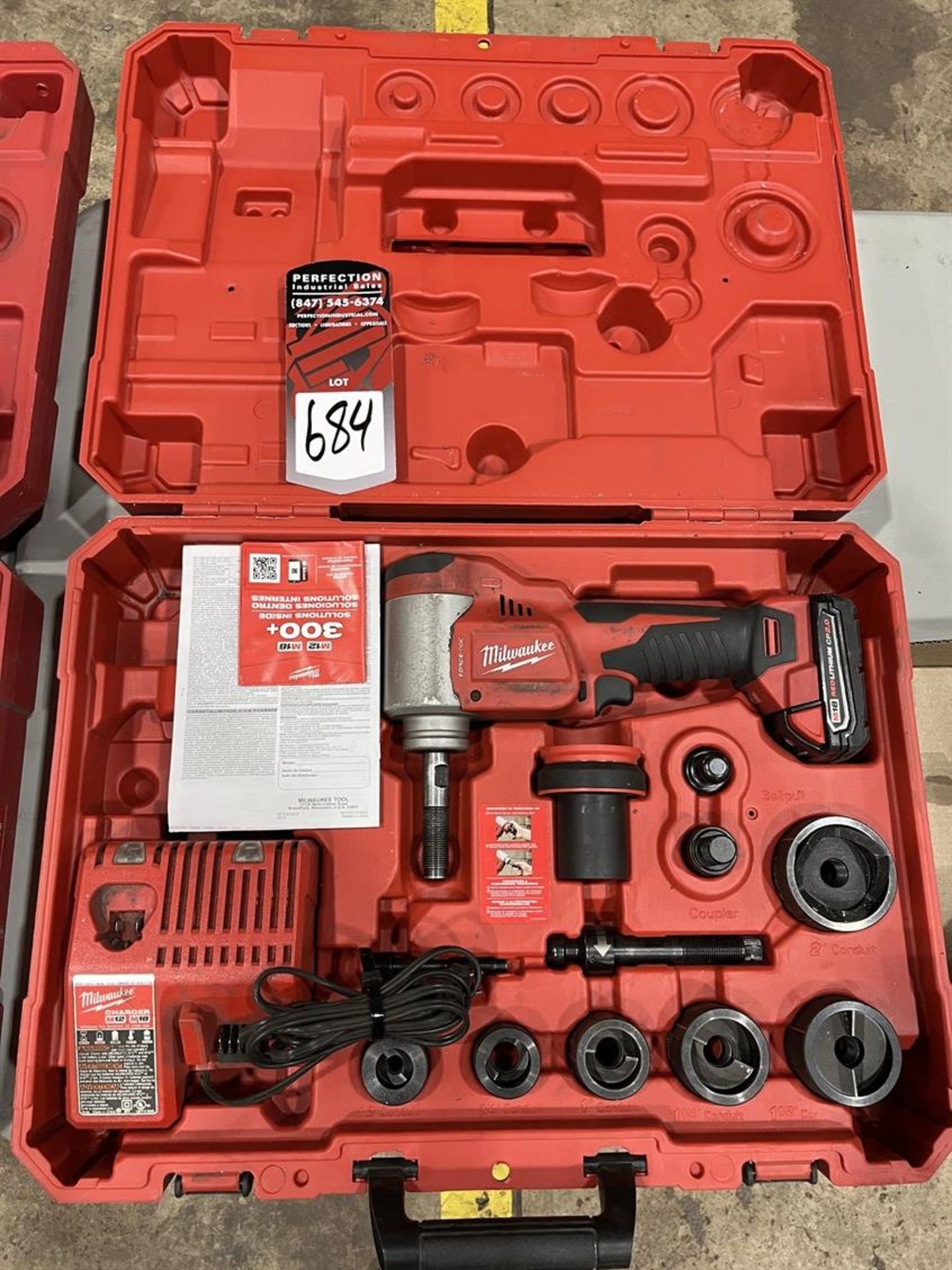 MILWAUKEE 2676-20 Cordless 10 Ton Knockout Tool w/ (1) Battery and Charger