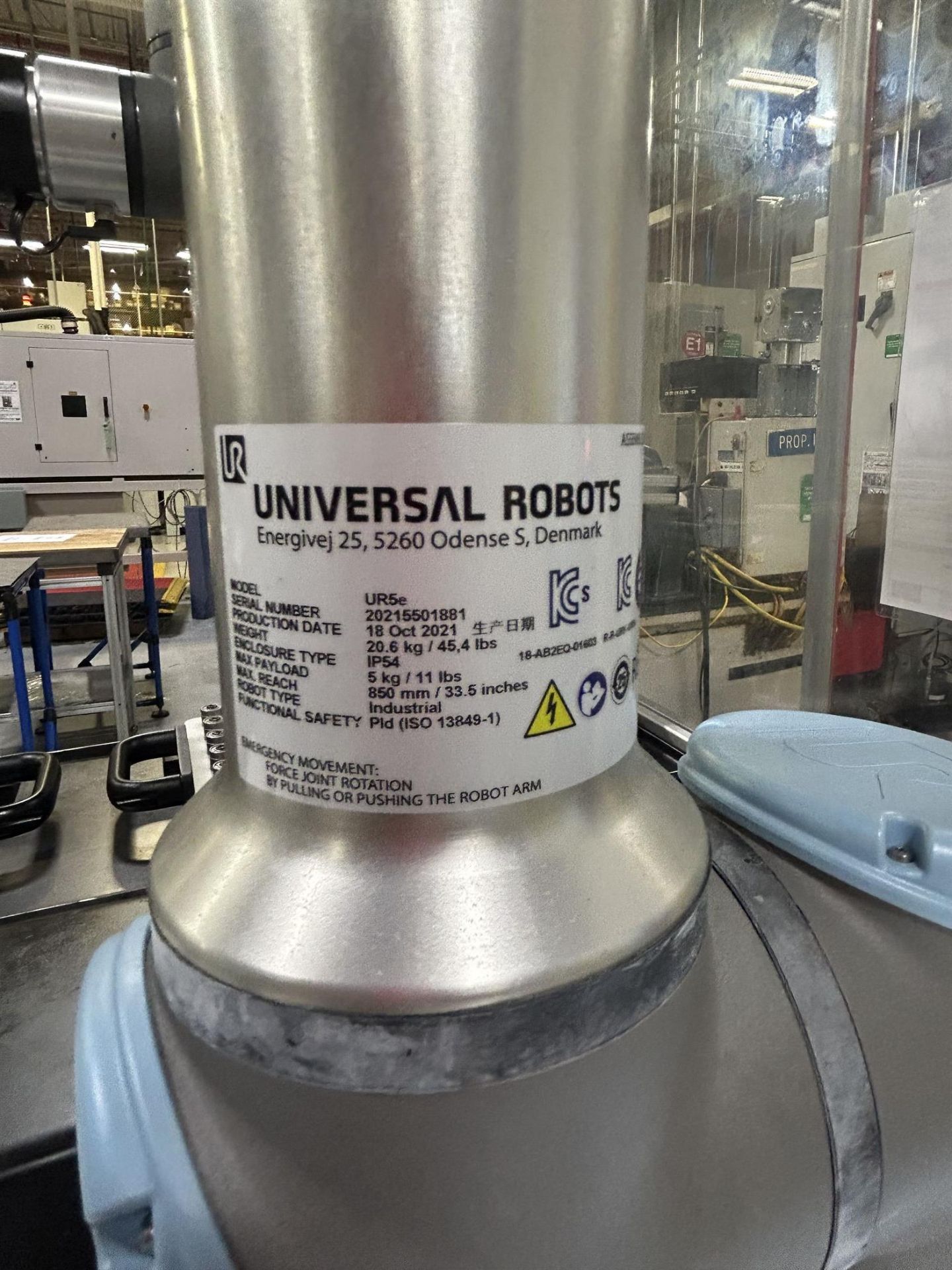 2021 UNIVERSAL ROBOTS UR5e CoBot & Stand, s/n 20215501881, w/ 2024 ...