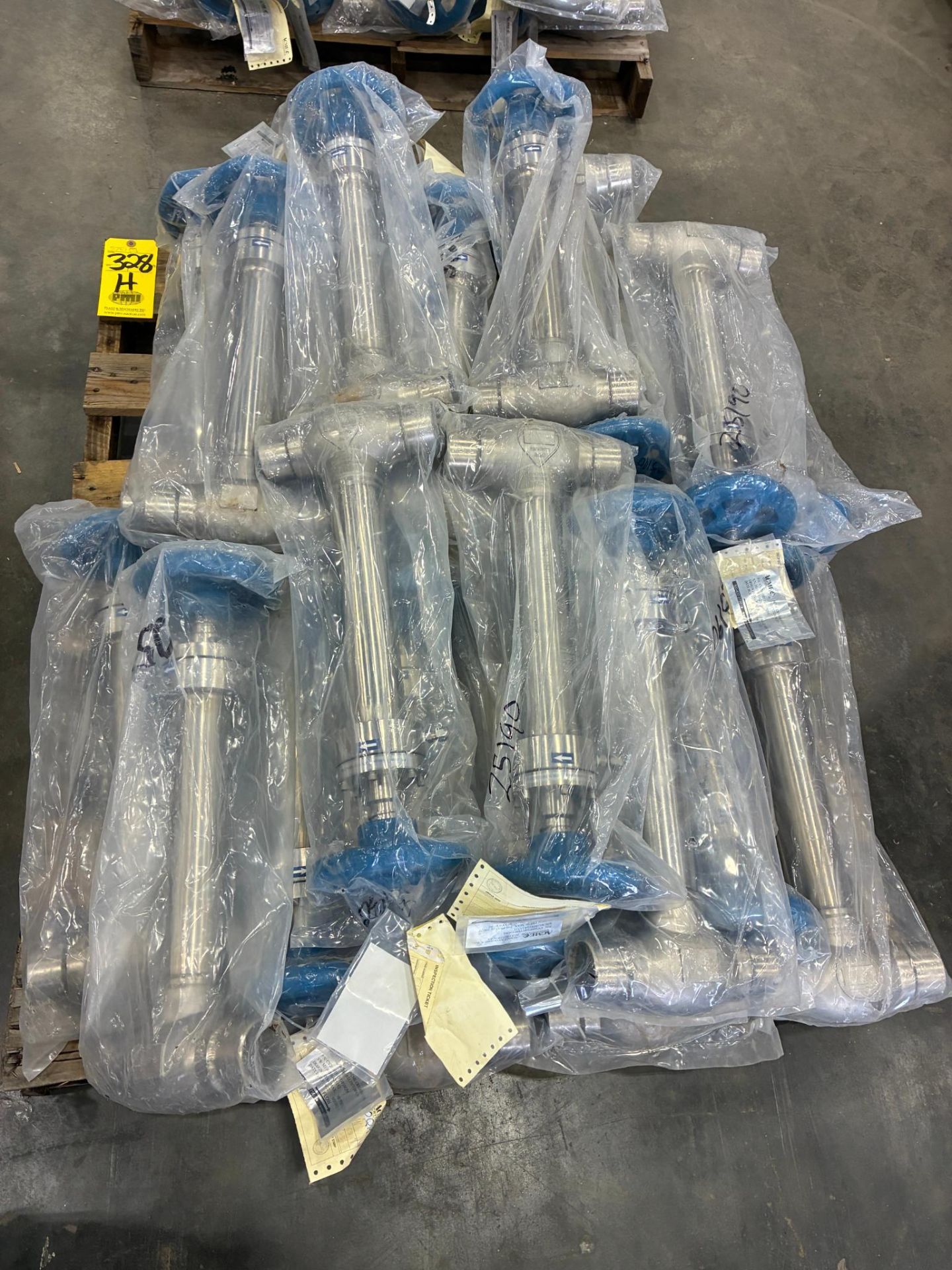 { Choice of lots: 328G, 328H, 328I } LOT OF CRYOGENIC VALVES, ACME, MDL ...