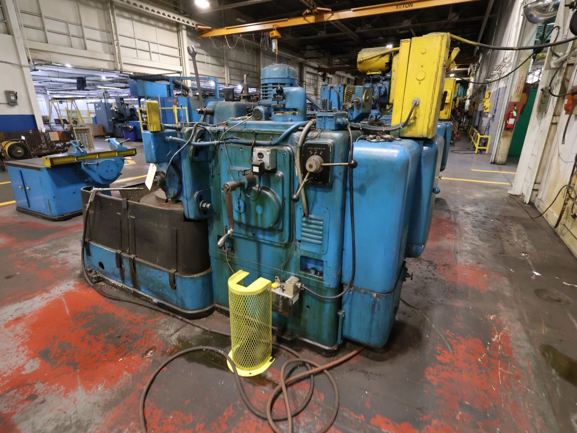 Holroyd 24" Worm Gear Hobber, 1146/59, w/ 25" Chuck, 36-108 RPM [Asset ...