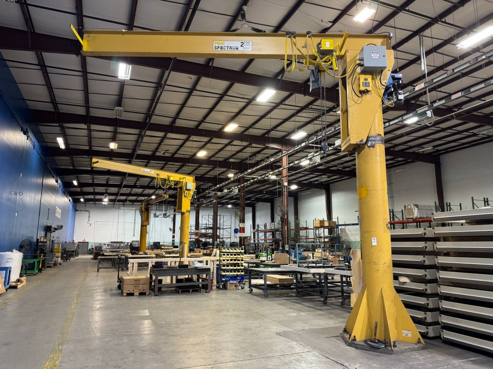 P&H Spectrum 2-Ton Capacity Jib-Crane Includes: 2-Ton Budgit Electrical ...