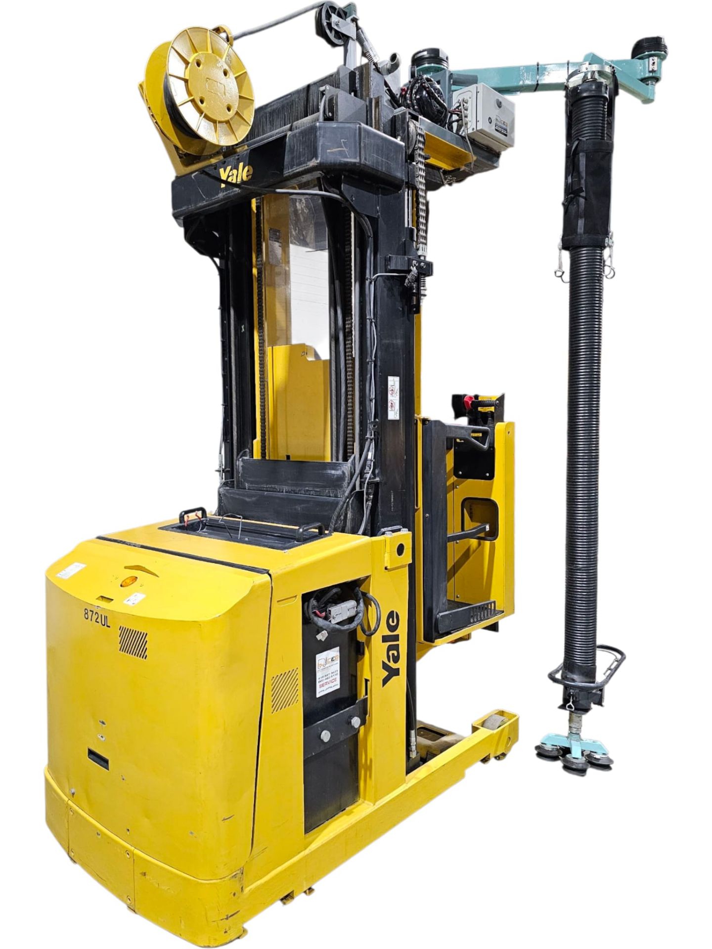2008 Yale Order Picker 2200lbs Capacity with Extendable AL-Vac suction ...