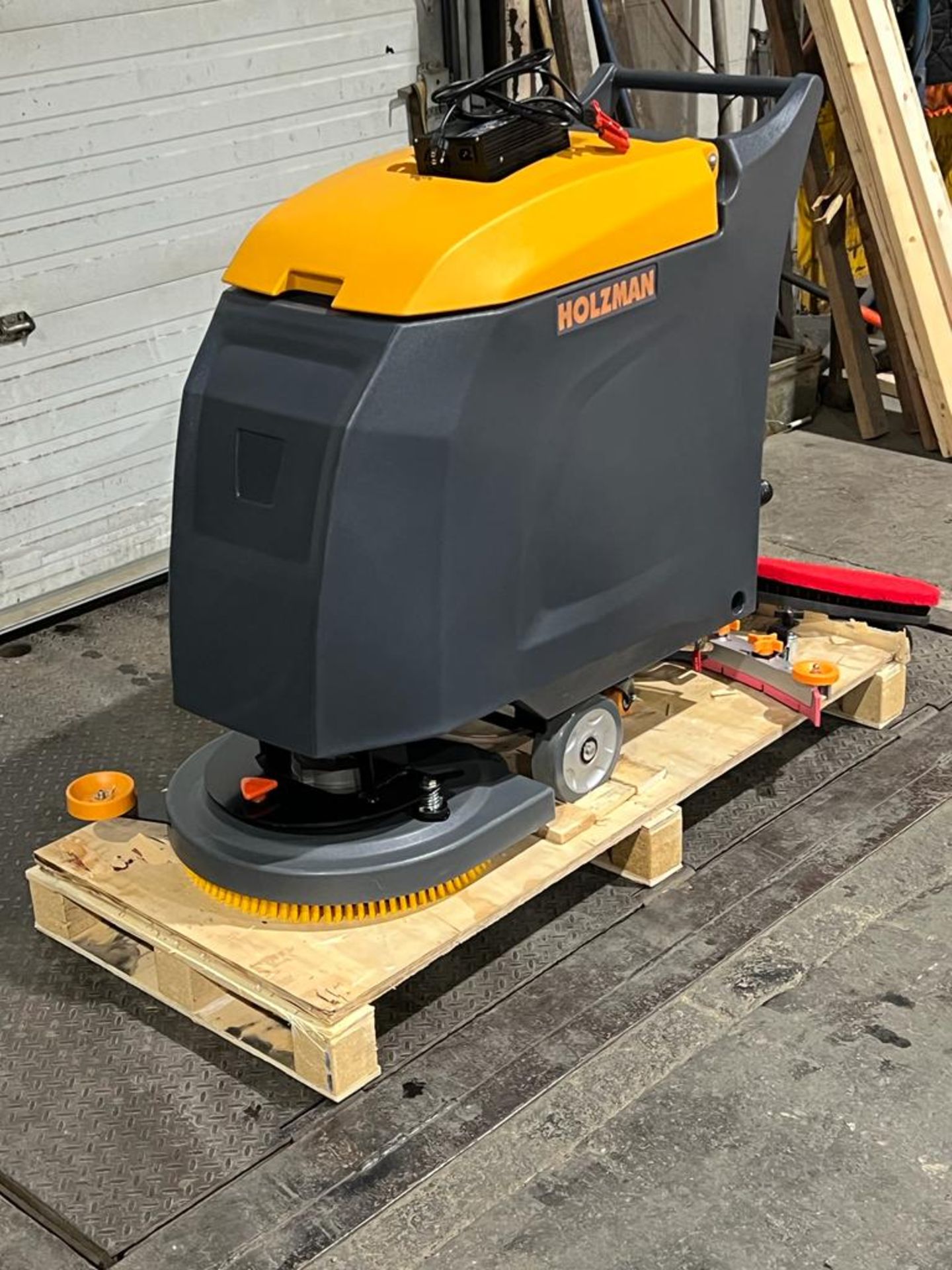 Holzman MINT Walk Behind Floor Sweeper Scrubber Unit model M50 - BRAND ...