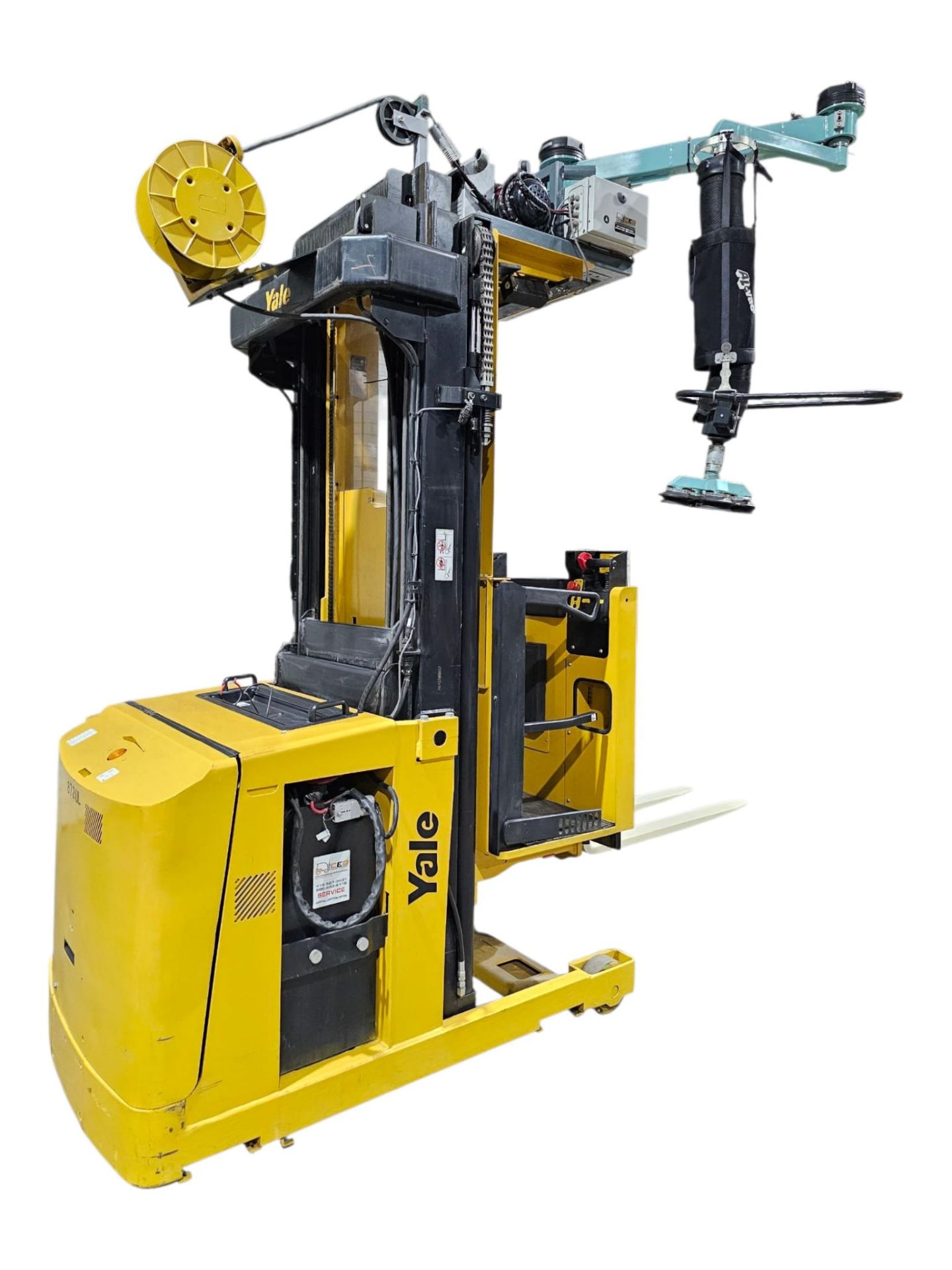2008 Yale Order Picker 2200lbs Capacity with Extendable AL-Vac suction ...