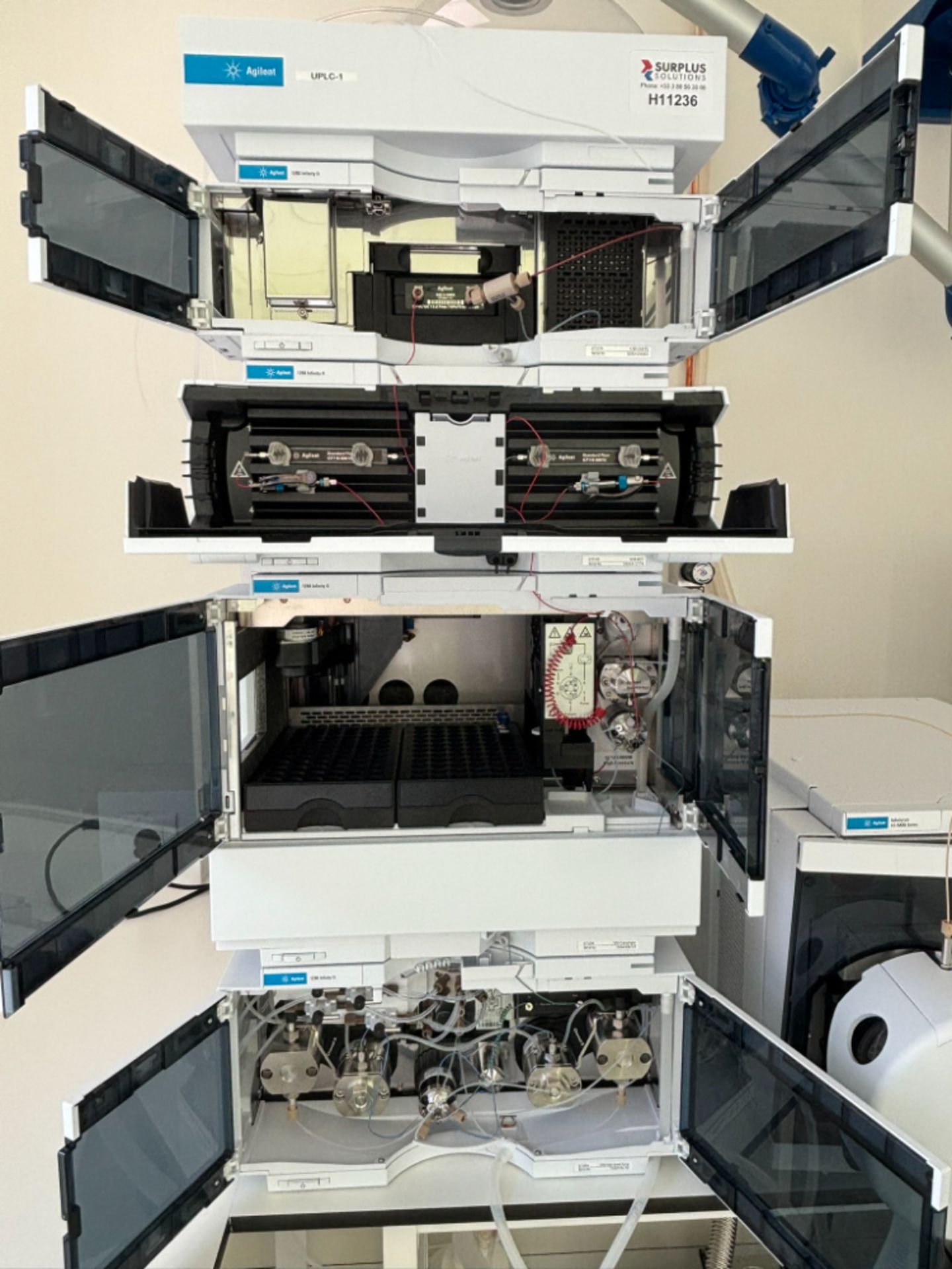 Agilent 1290 Infinity II HPLC System, SN: DEBAV05802 / DEBA412719 ...