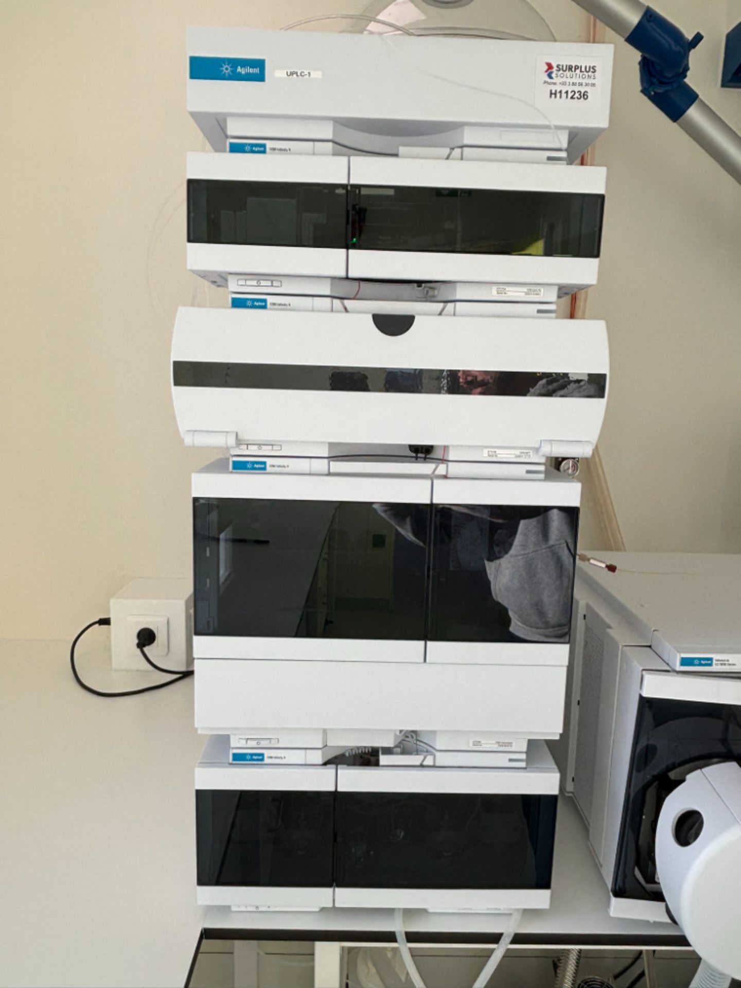 Agilent 1290 Infinity II HPLC System, SN: DEBAV05802 / DEBA412719 ...