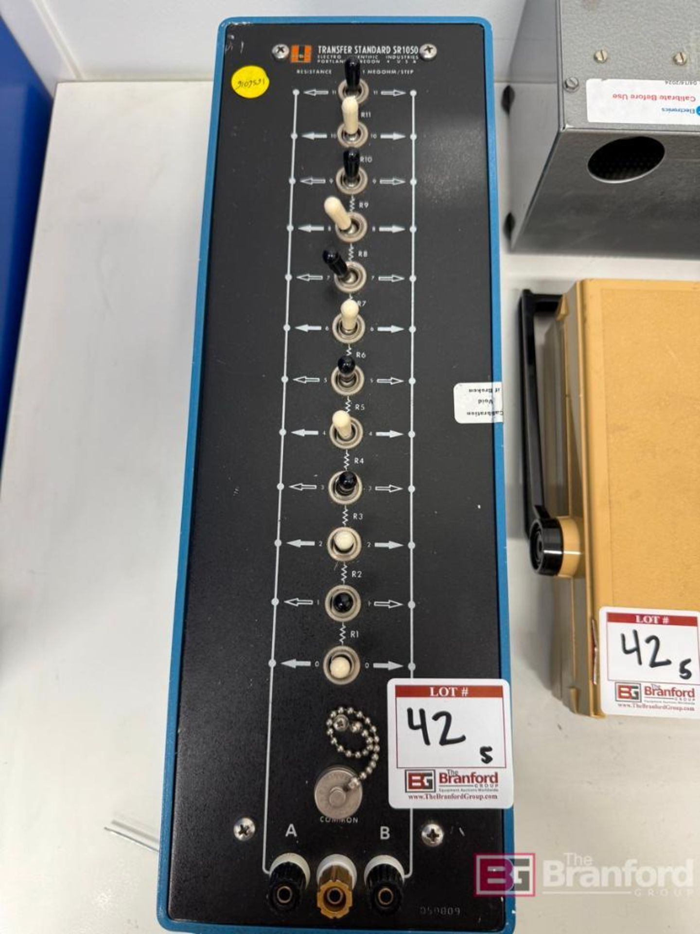 ESI Industries Transfer Standard SR1050; S/N 050009. Denver Instruments ...