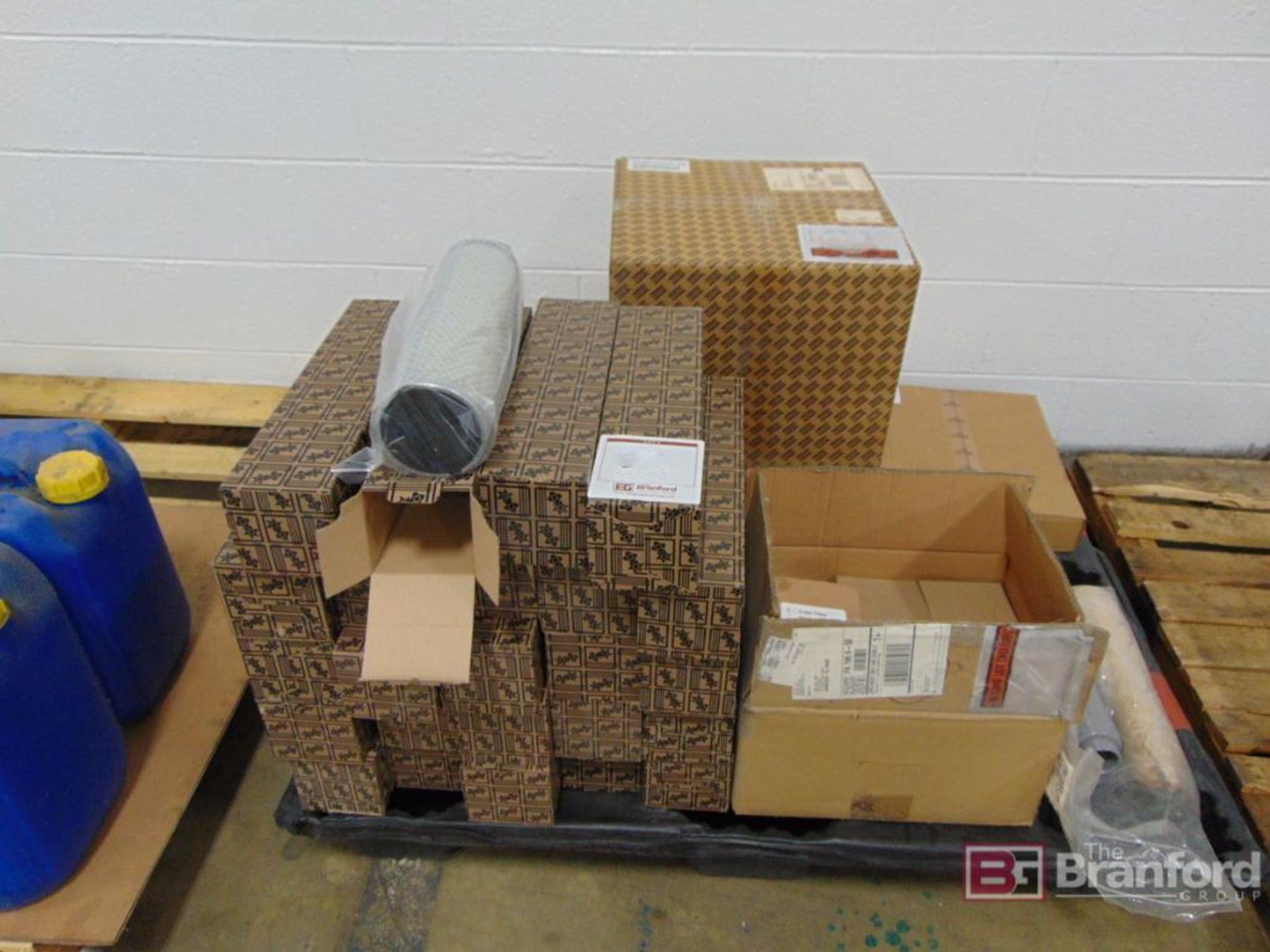 Assorted Spare and Replacement Parts for Vacuum Pumps, including ...