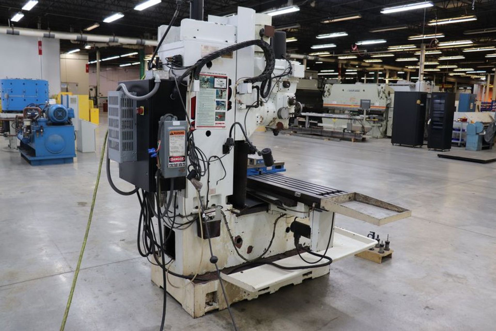 Fryer MB-15 15" x 67" CNC Bed Mill. Brand: Fryer, Model: MB-15, Serial ...
