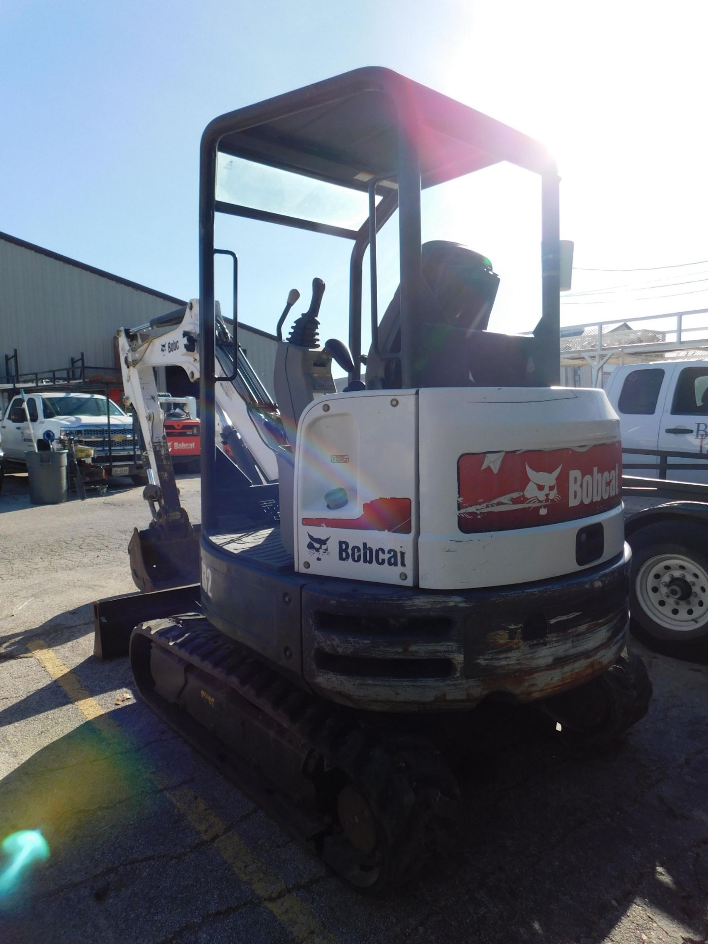 2016 BOBCAT E32 MINI COMPACT EXCAVATOR, S/N B2VV12113, 3,268 HOURS, 24 ...
