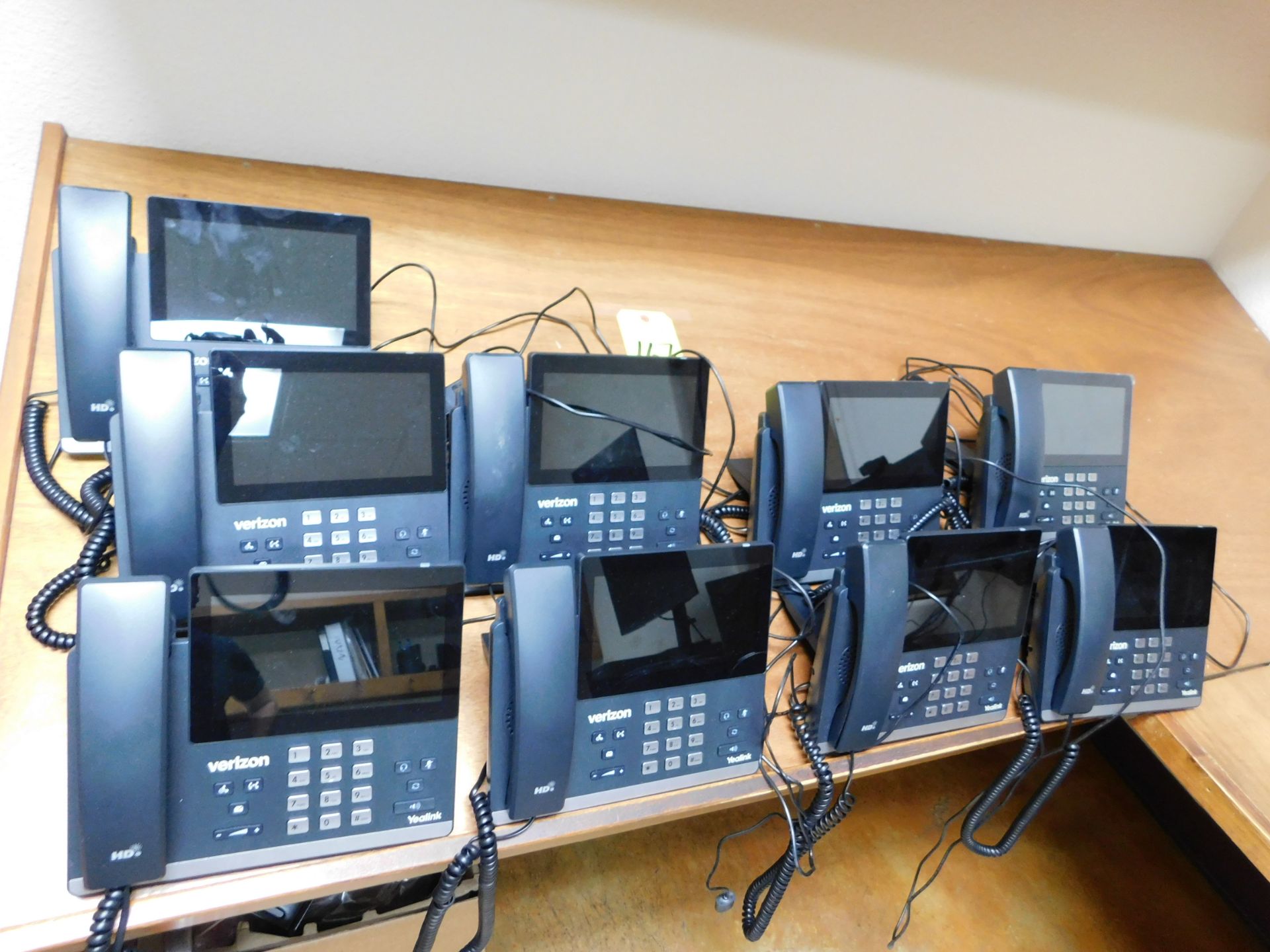 (9) VERIZON YEALINK 4G LTE DESK PHONES