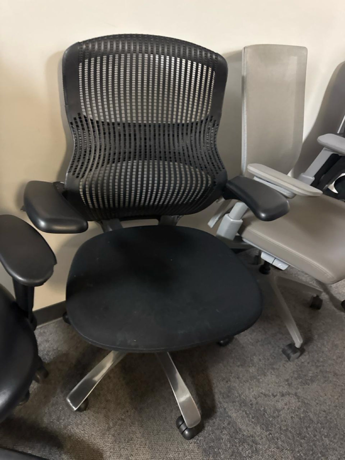 Lot (22) Assorted Office Chairs