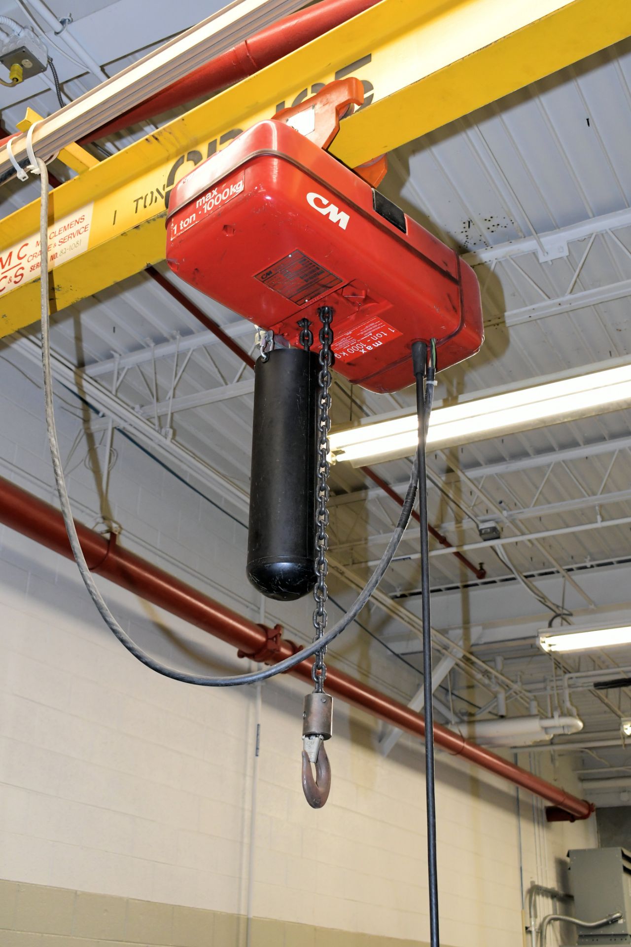 1-Ton Capacity Post-Mounted Jib Crane with CM Techstar 1-Ton Capacity ...