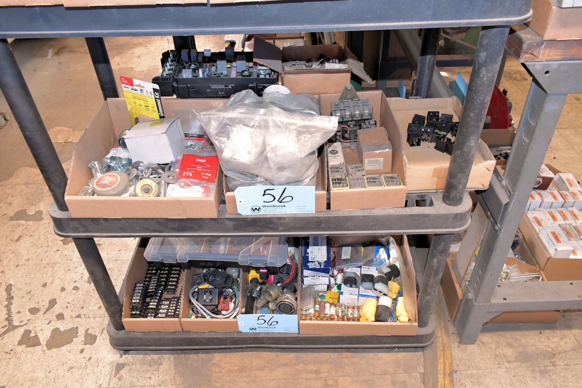 Lot - Conduit Locknuts, Breakers, Fuses, Fuse Boxes, Receptacles and ...