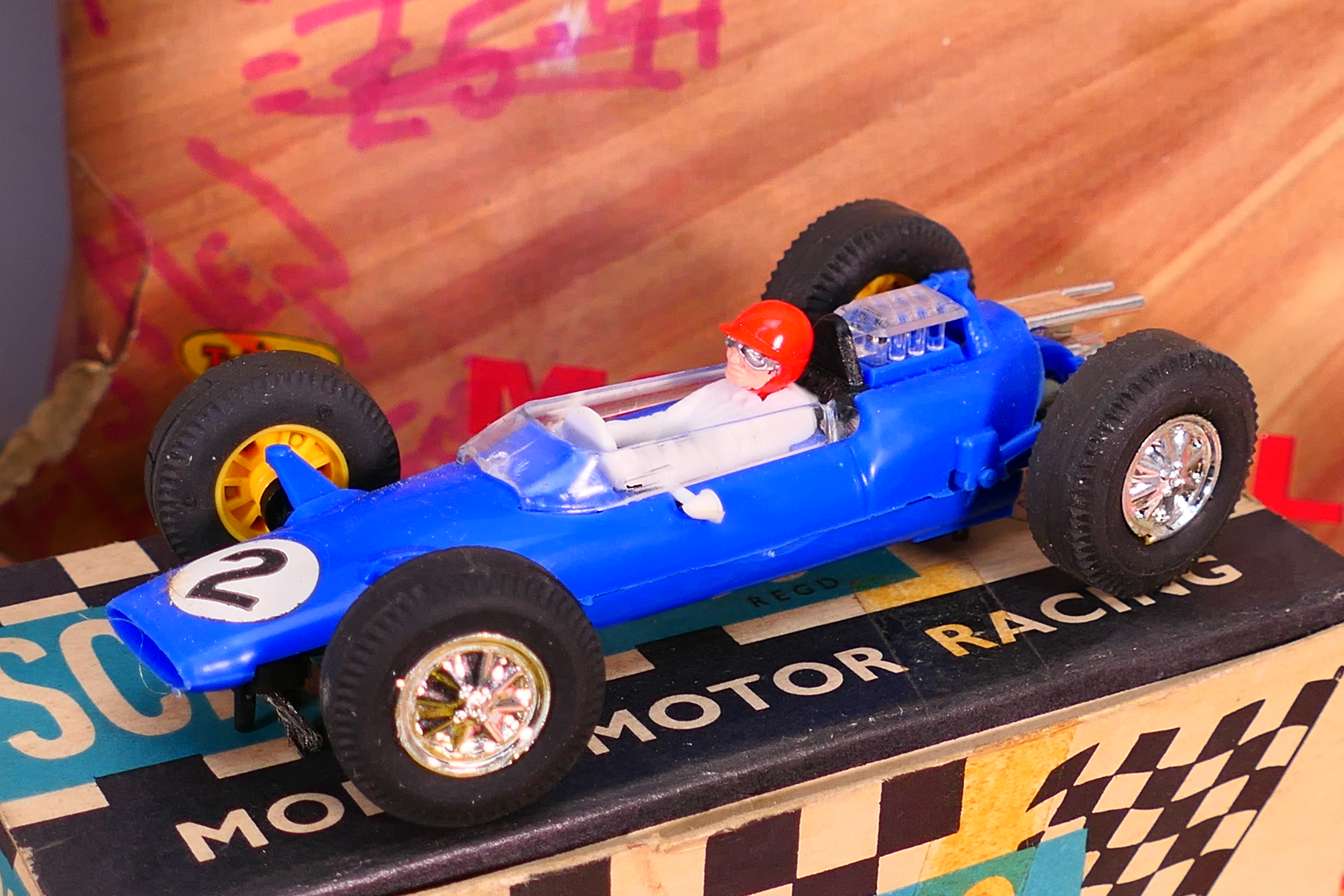Scalextric - A boxed Scalextric Set 50 with two boxed Scalextric cars ...
