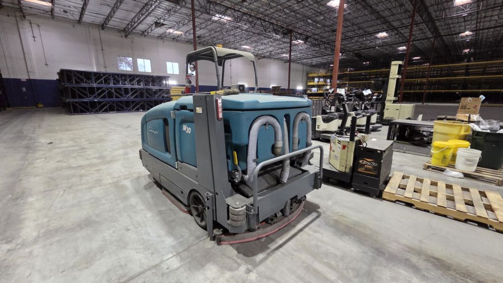 2013 Tennant Rider Scrubber/Sweeper, model M-30, s/n M30-4059, 2388 ...
