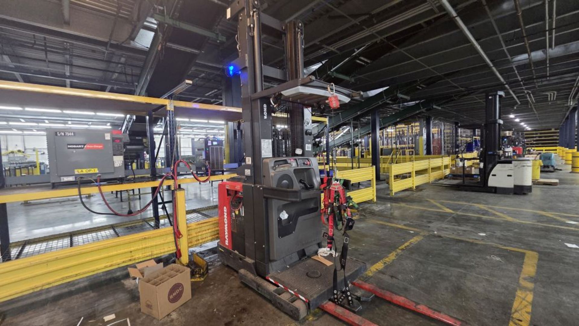 2022 Raymond Order Picker Lift Truck, model 550-OPC30TT, s/n 550-22 ...