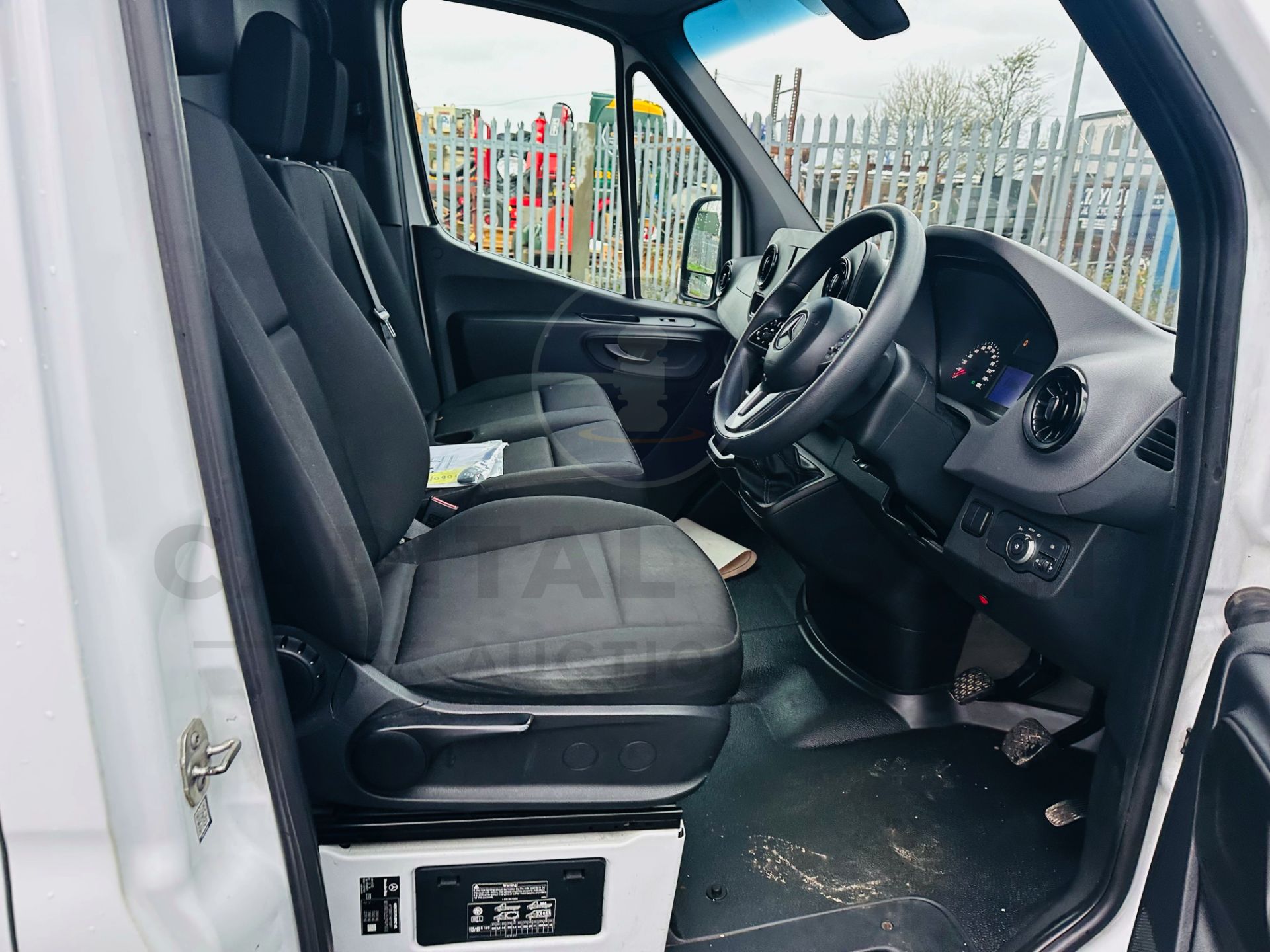 MERCEDES SPRINTER 315 CDI *FRIDGE / FREEZER VAN* OVERNIGHT STANDBY ...