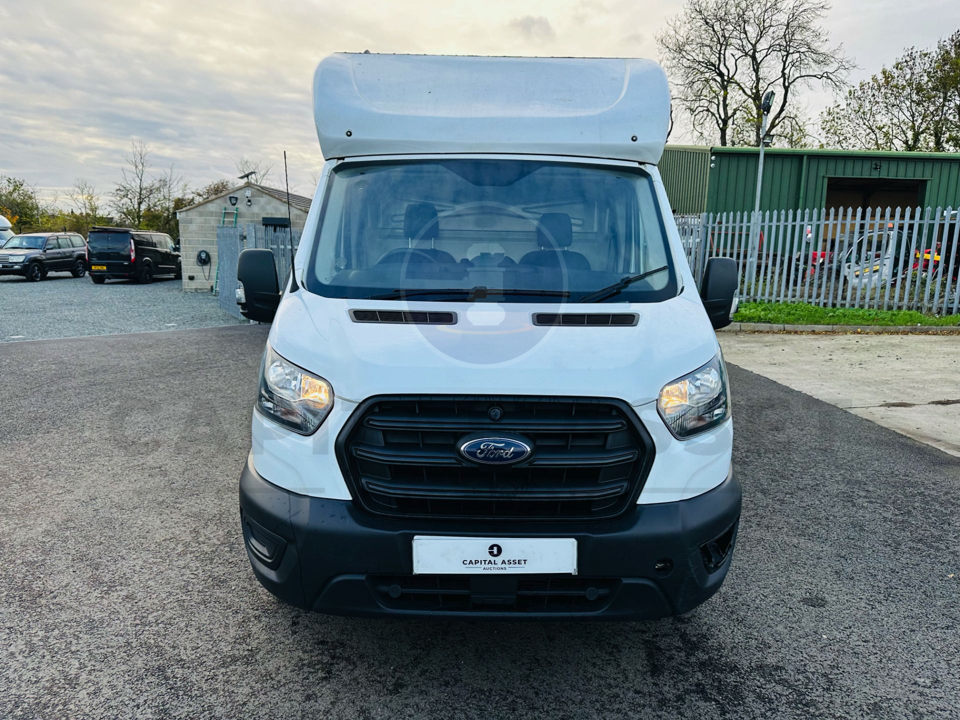 FORD TRANSIT 130 T350L RWD LOW LOADER DATE OF REGISTRATION: 2022 '72 ...