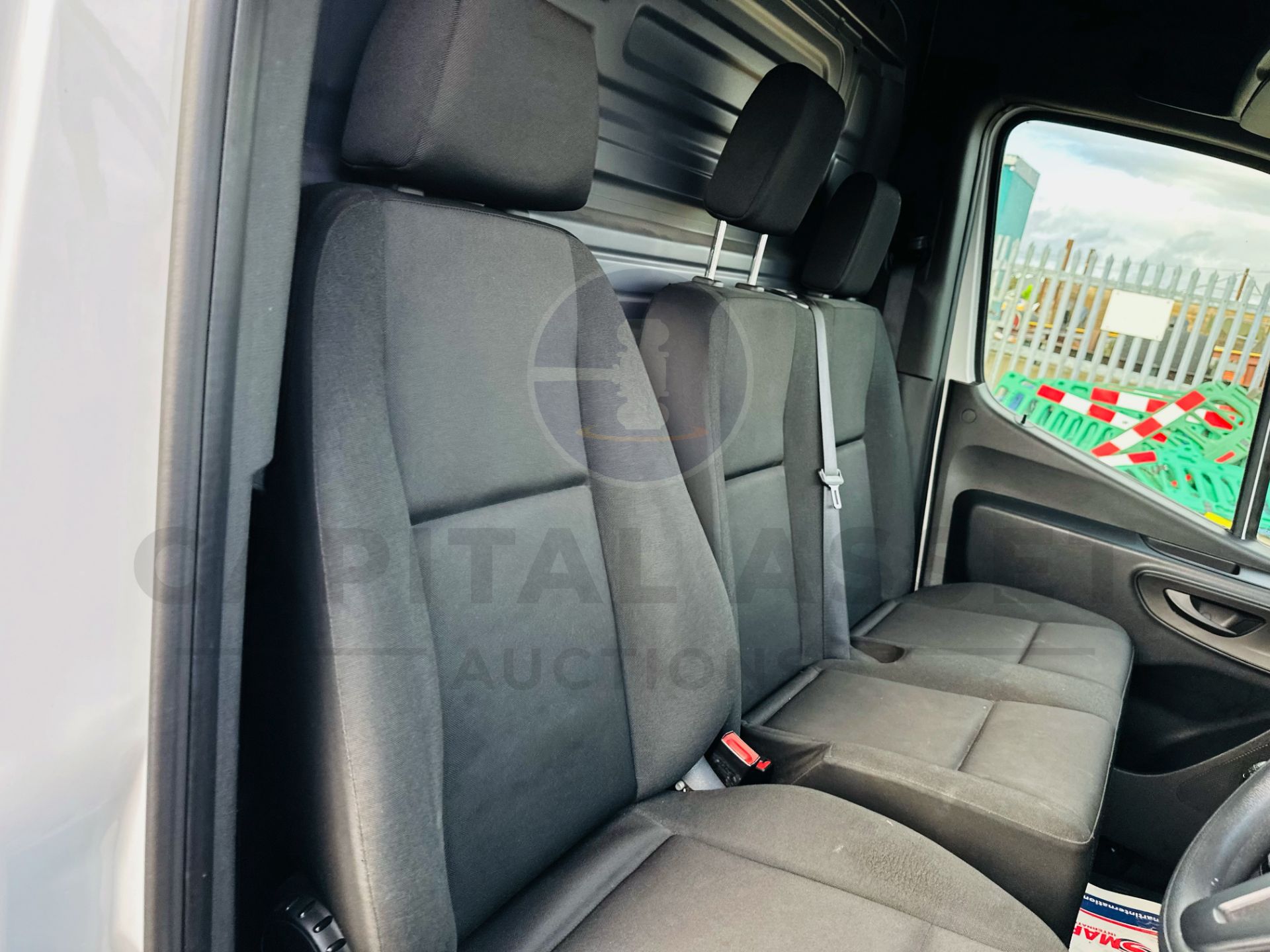 MERCEDES-BENZ SPRINTER 314 CDI *MEDIUM WHEEL BASE* - 21 REG - ULEZ ...