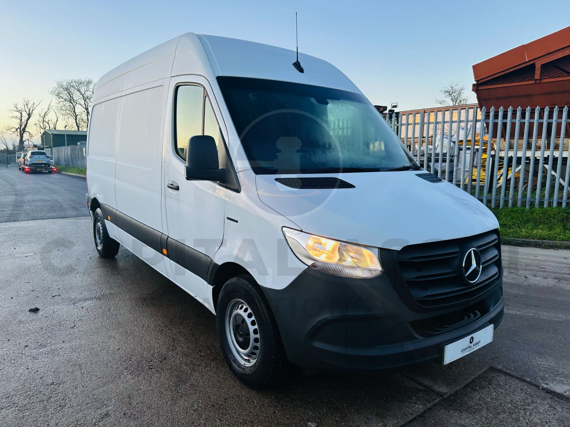 MERCEDES-BENZ SPRINTER PROGRESSIVE E"MEDIUM WHEEL BASE" AUTOMATIC - 23 ...