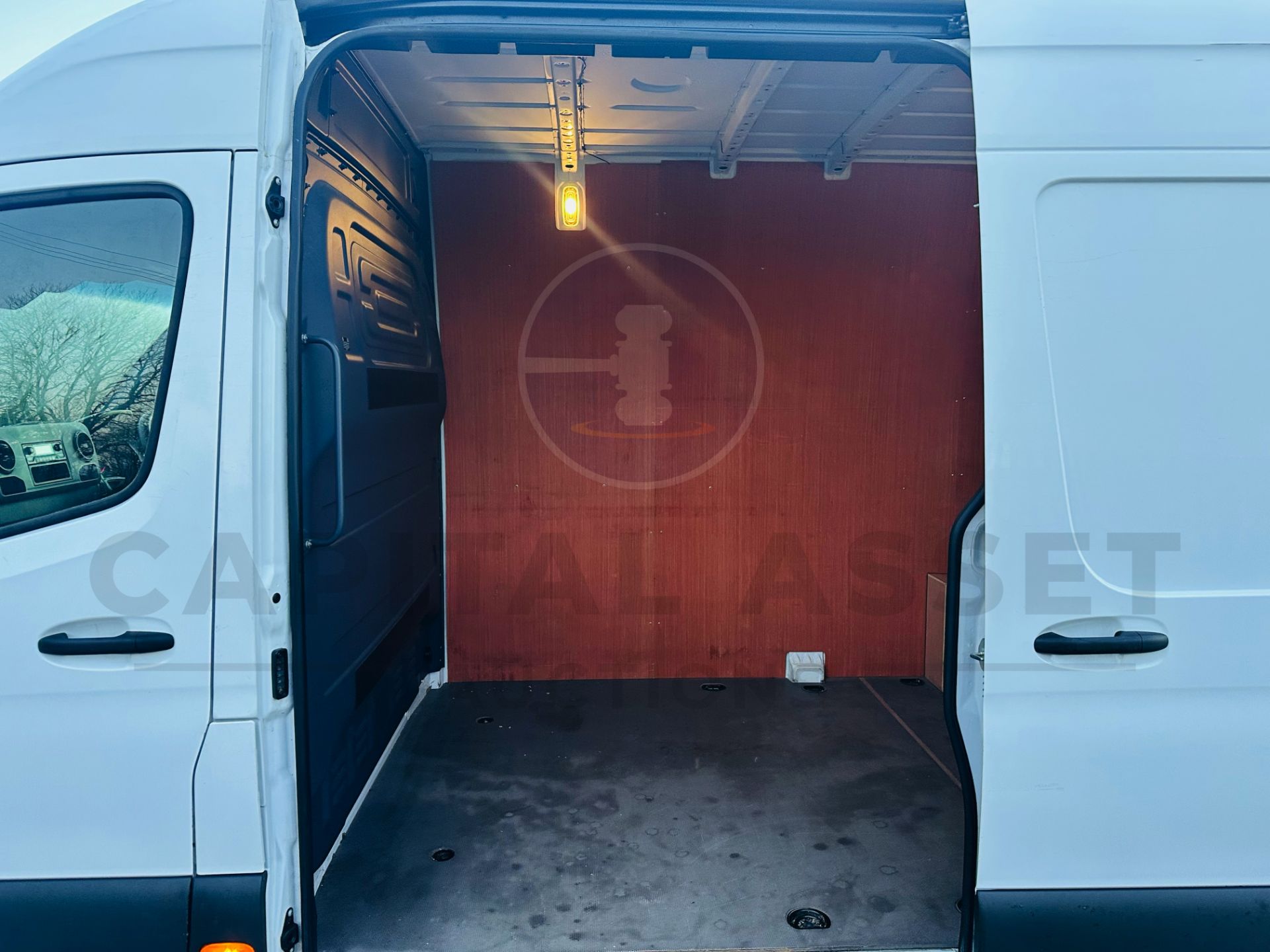 MERCEDES-BENZ SPRINTER PROGRESSIVE E"MEDIUM WHEEL BASE" AUTOMATIC - 23 ...