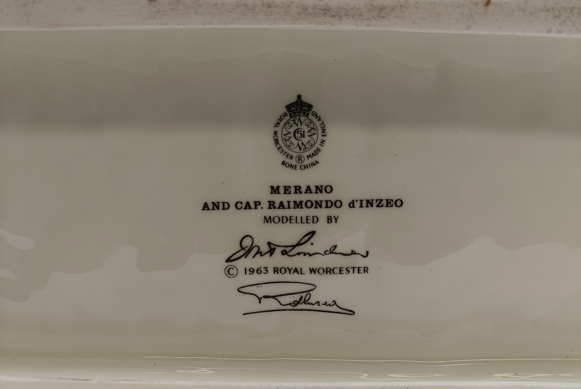 A Royal Worcester Horse, Captain Raymondo D'Inzeo on Merano no certificate