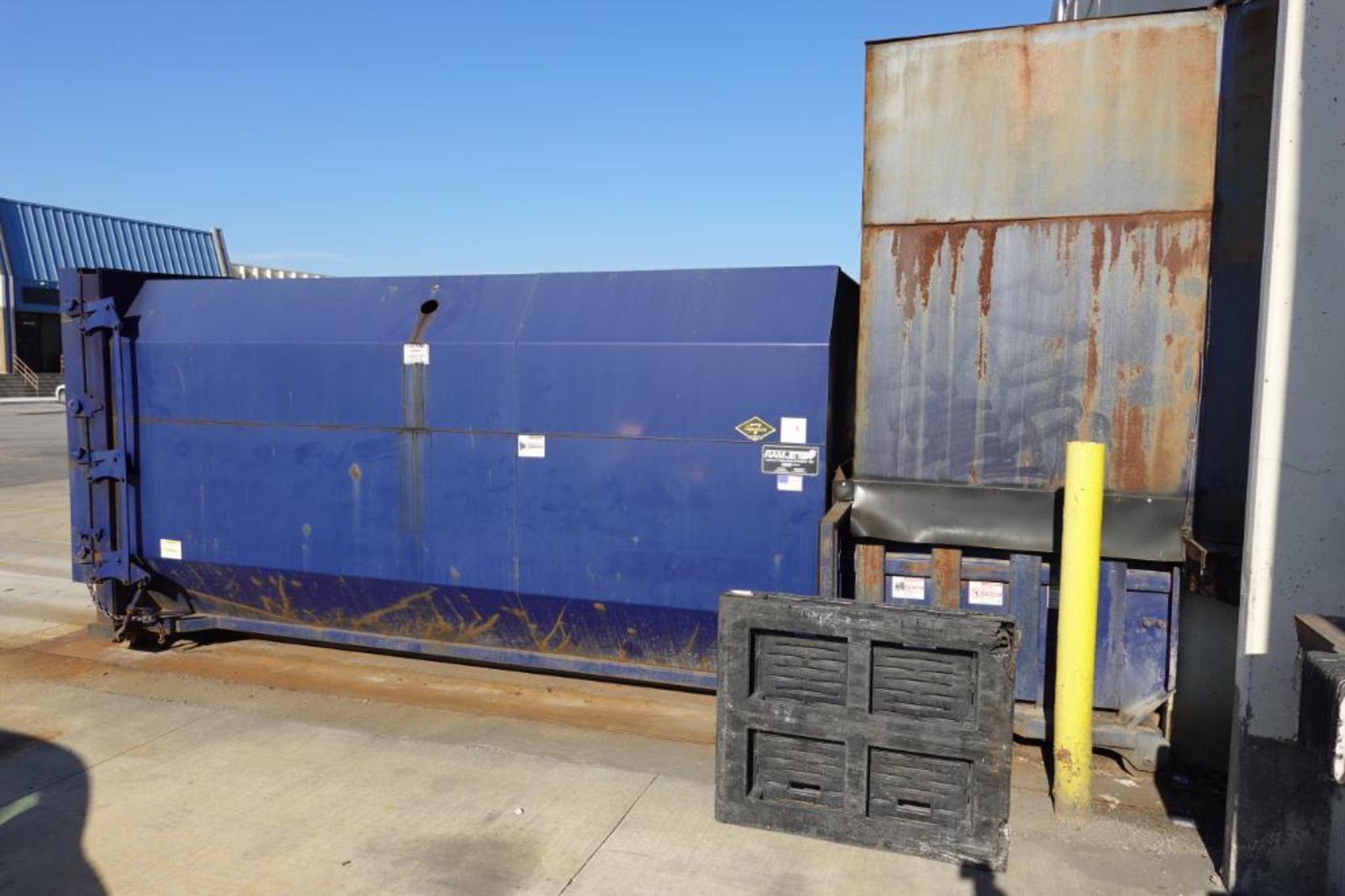 Marathon Ram Jet trash compactor, Model RJ-250-SC, year 2012, 49,500 ...