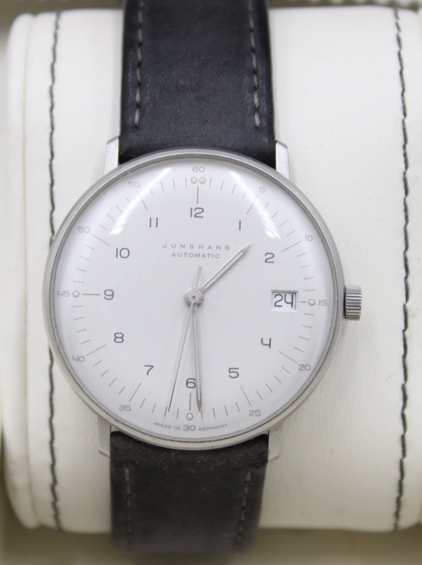 Junghans HAU ,, Max Bill '' Automatic , Werk läuft D- 3,4 cm , sehr ...