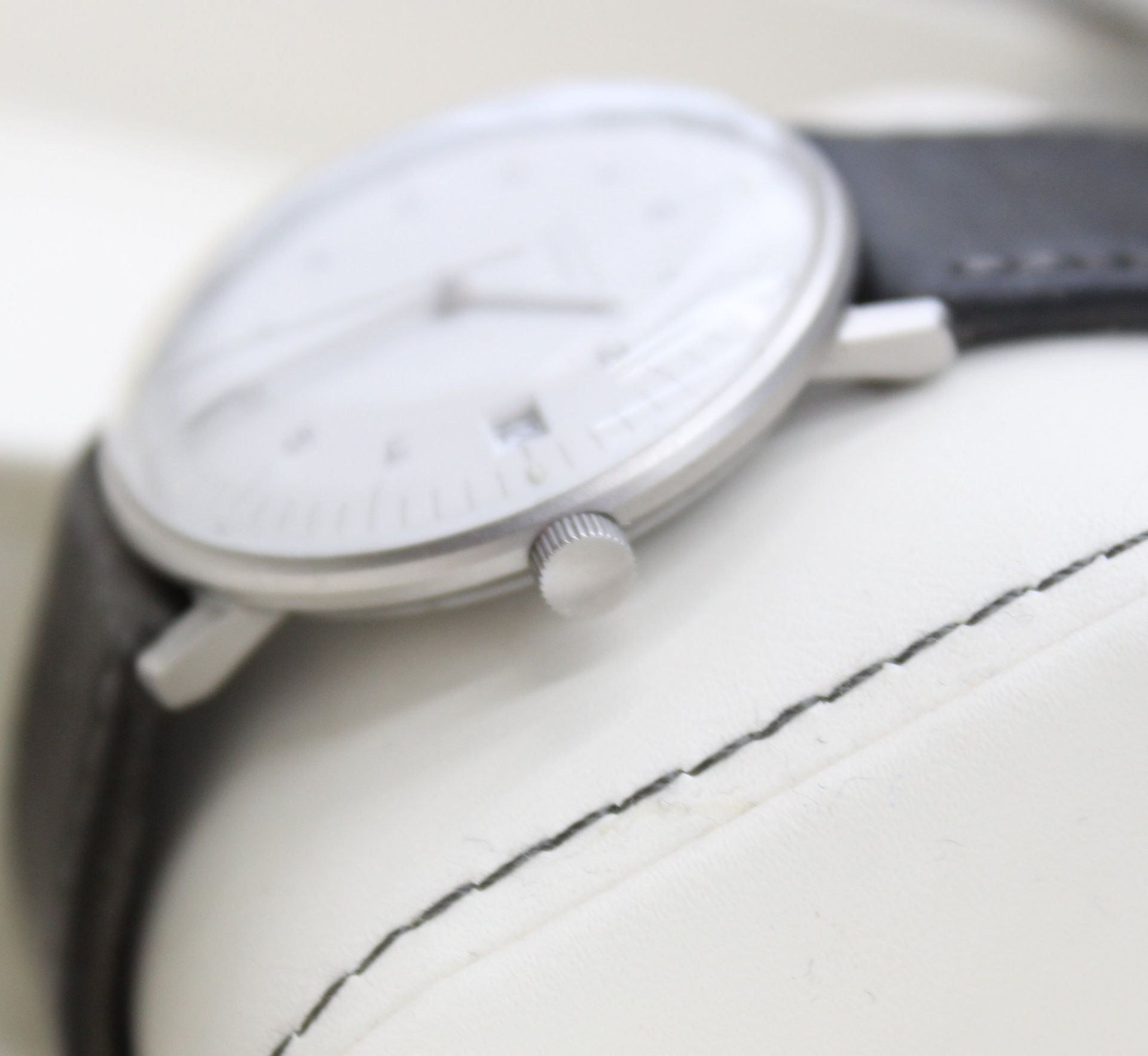 Junghans HAU ,, Max Bill '' Automatic , Werk läuft D- 3,4 cm , sehr ...