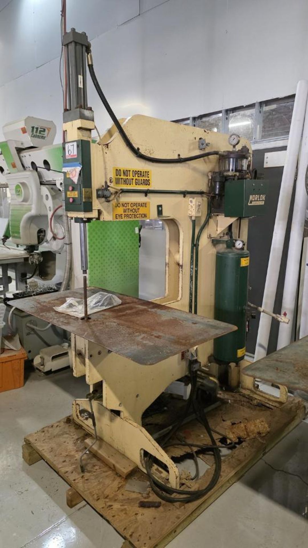 UNITS - ASSTD NORLOCK LL4000, LL2000 LETTER LOCK MACHINE