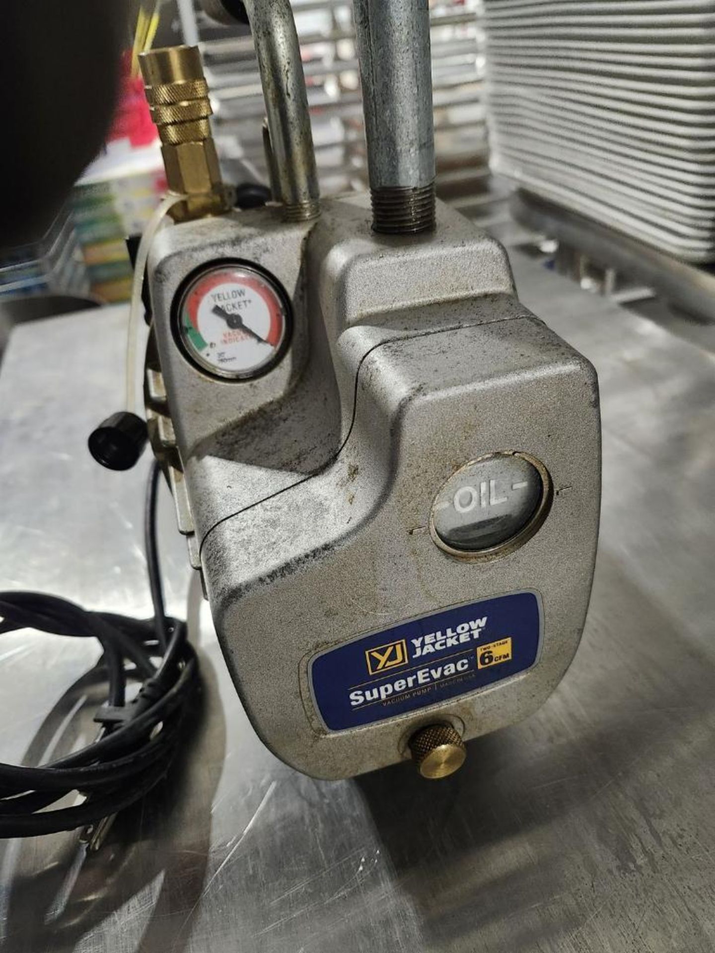 YELLOW JACKET SUPEREVAC 93560 2-STAGE 6CFM VACUUM PUMP