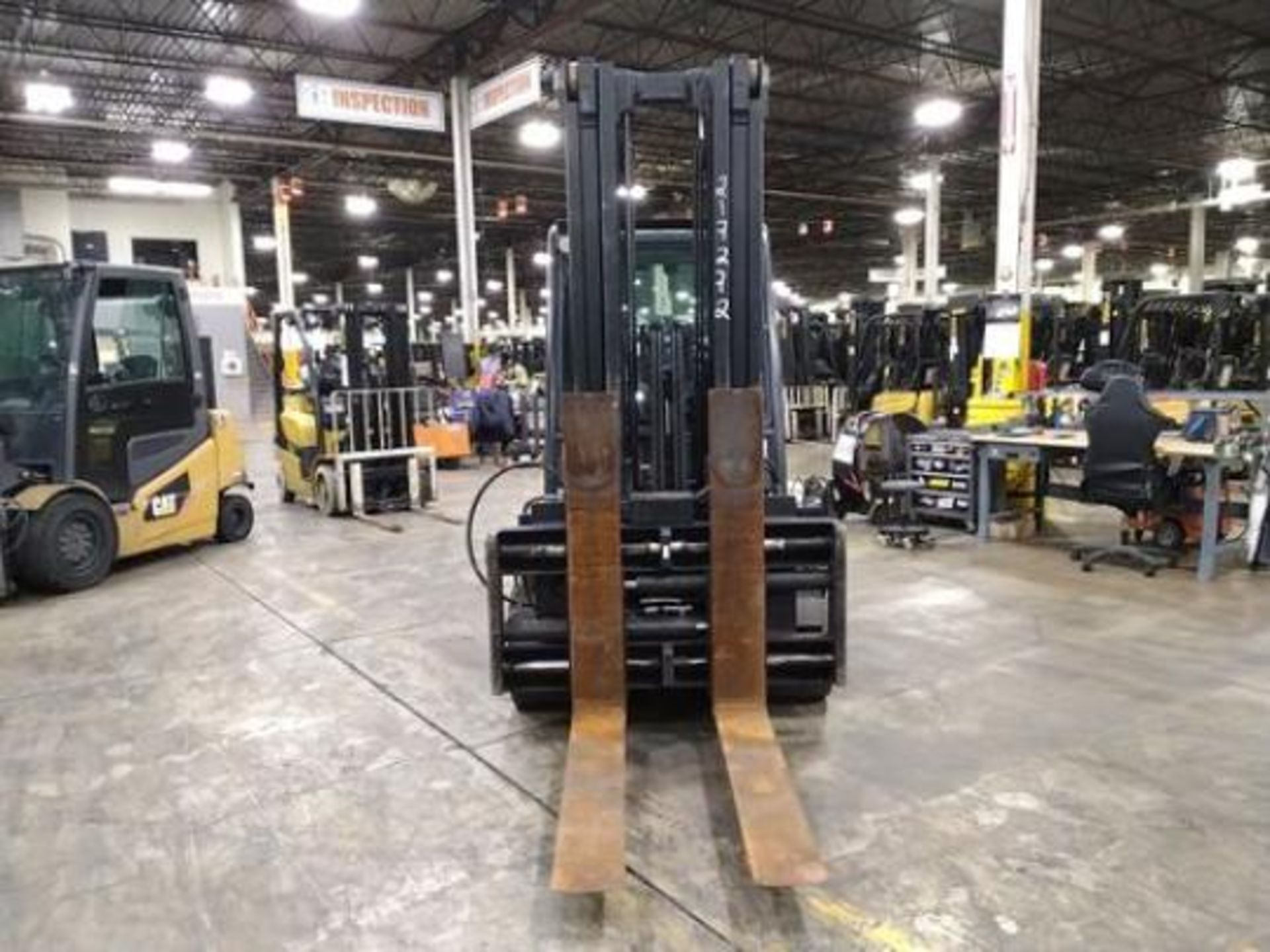 2021 Yale Model GLC050 12,000lbs LPG Forklift with 221 Lift Height 9392 ...