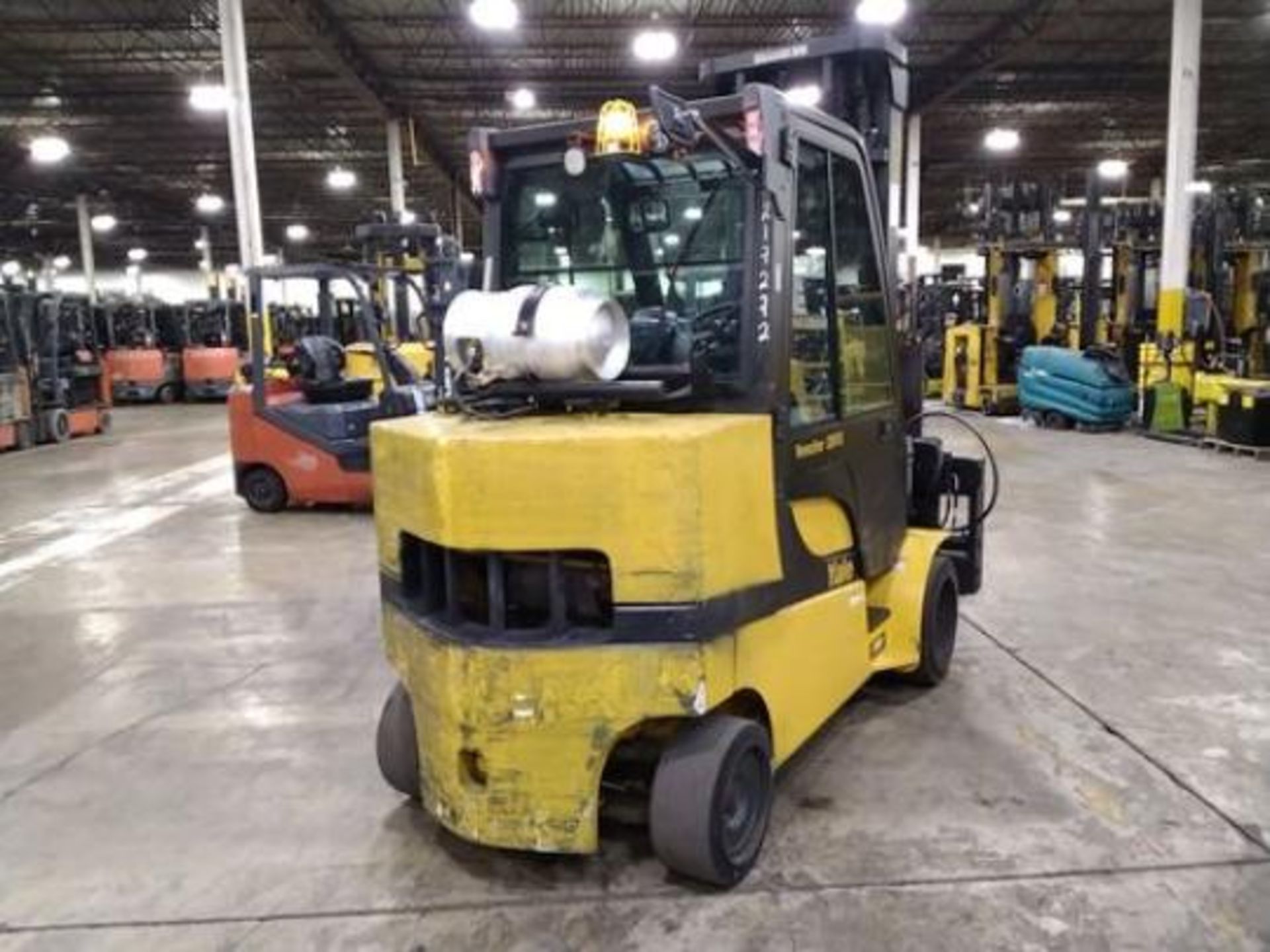 2021 Yale Model GLC050 12,000lbs LPG Forklift with 221 Lift Height 9392 ...