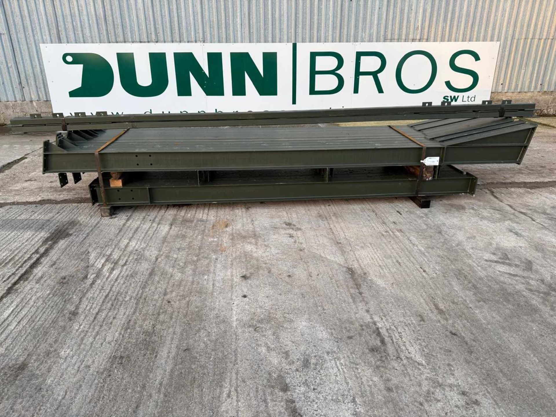 Steel Frame Building 60` x 30` x 12` , 4No 15` Bays 12 Degree Pitch ...