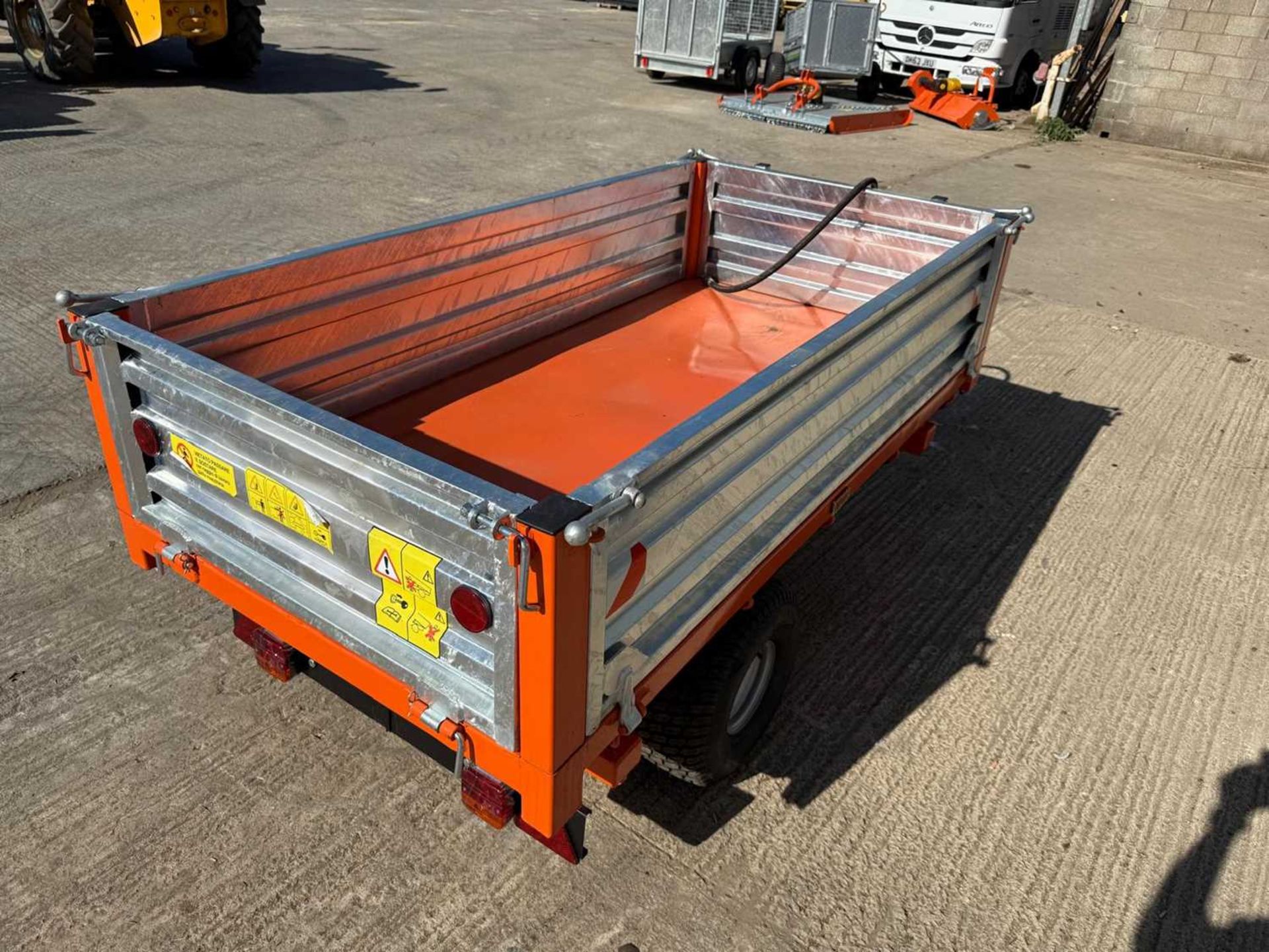 Unused 205T Single Axel 3 Way Tipping Trailer On Mini Floatation Tyres ...