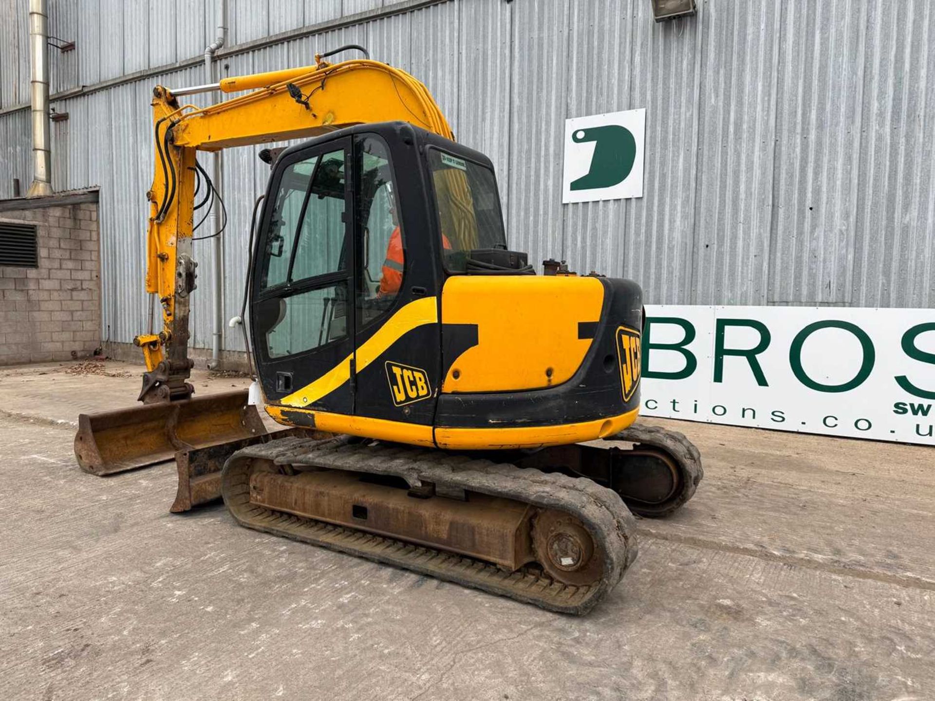 2001 JCB JZ70 Excavator With Rubber Tracks , Piped Hydraulic , Blade ...