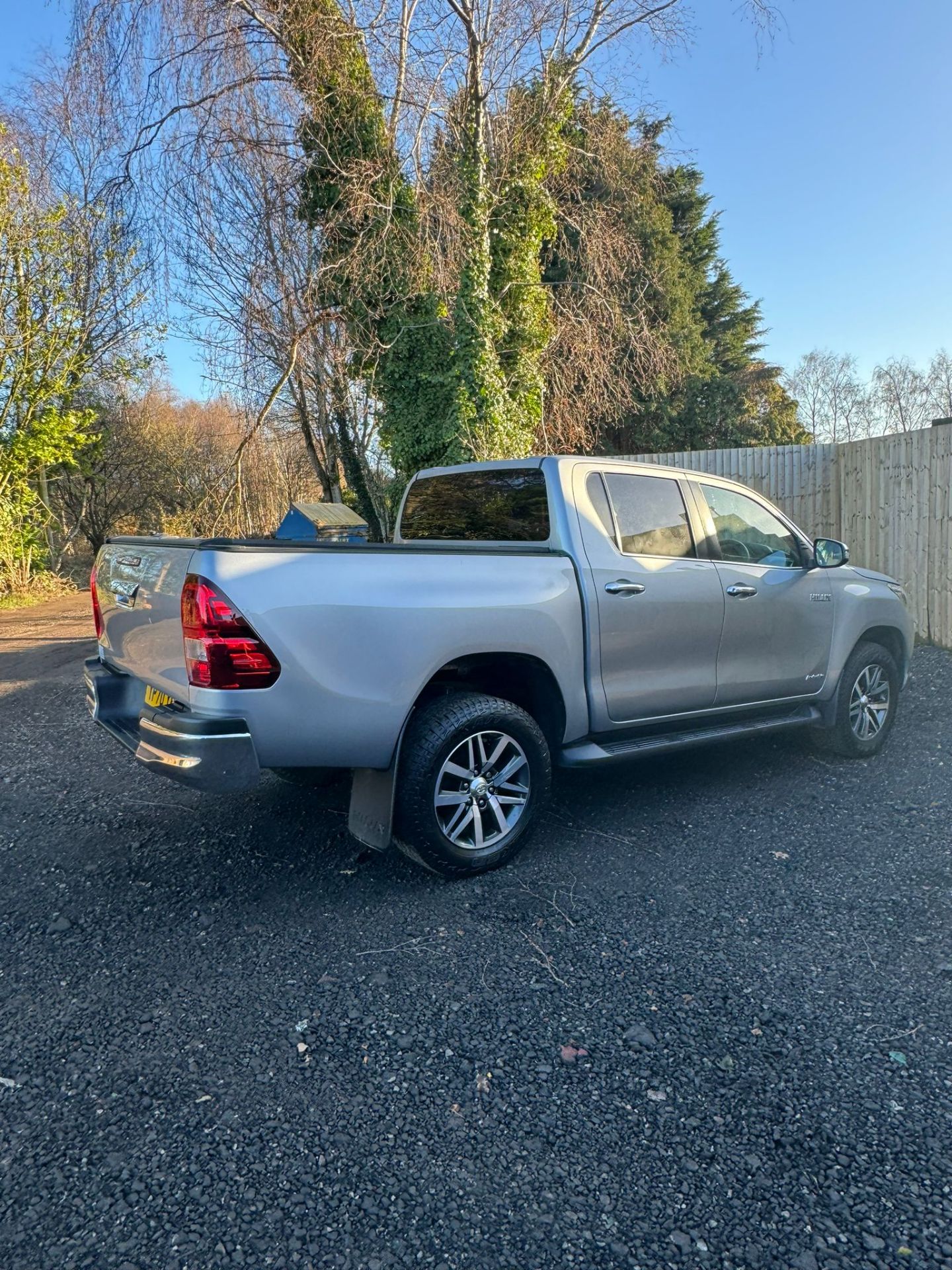 2020 Toyota Hilux Invincible D-4D 4WD DCBAs of report date (27/11/2025 ...