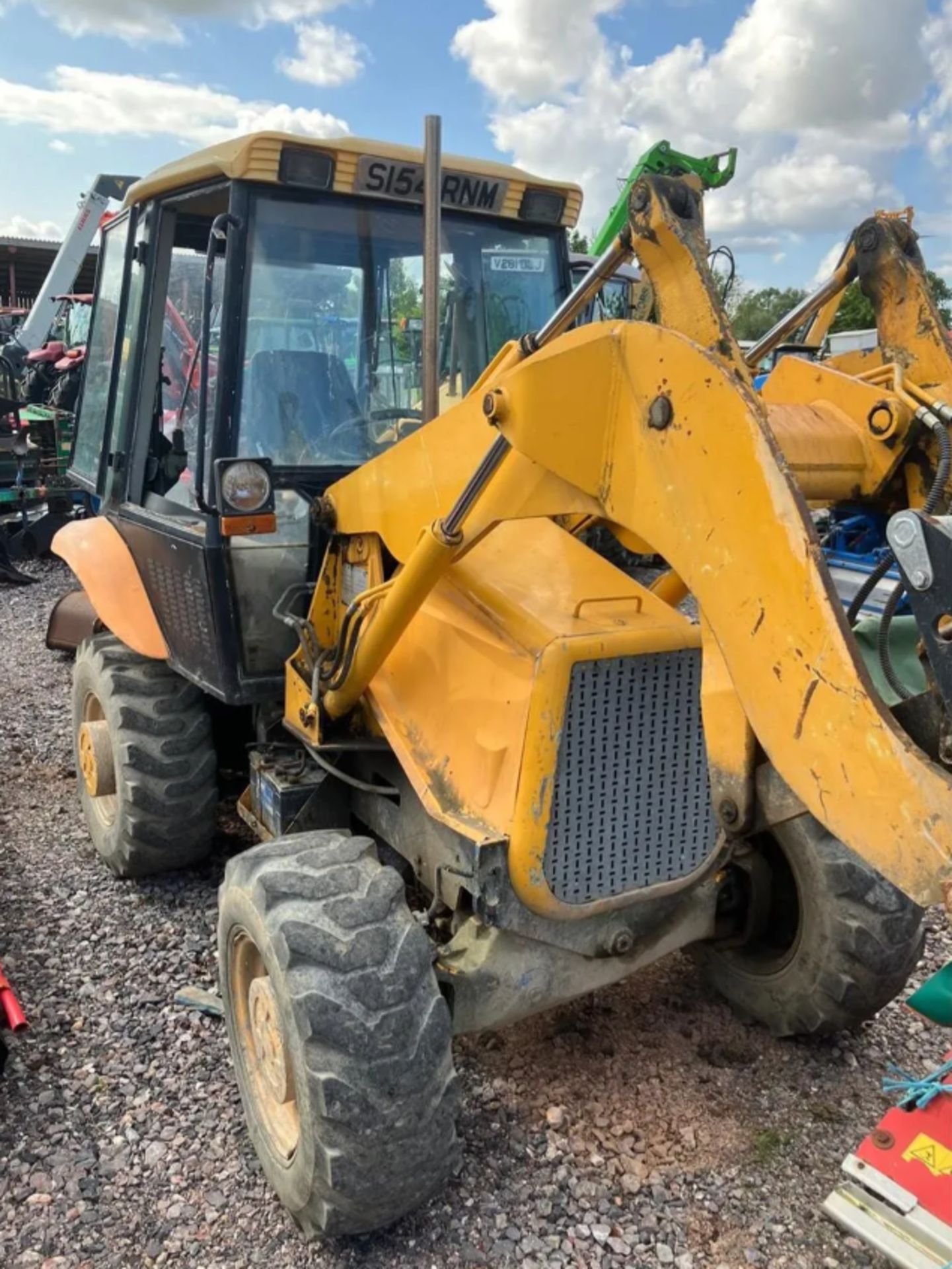 JCB 2CX Backhoe LoaderMake: JCBModel: 2CXTurn Your stock into Cash ...