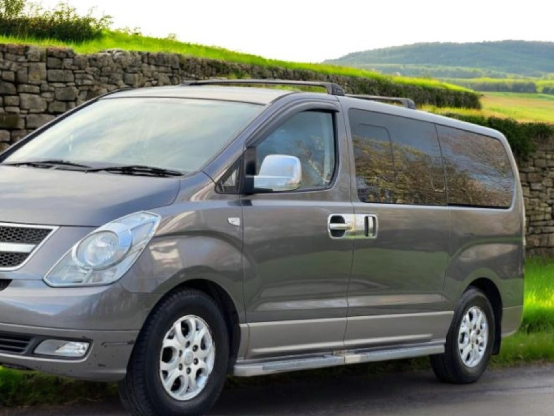 Hyundai i800 2.5 CRDi Style Auto 5drAs of report date {04/12/2025} HPI ...