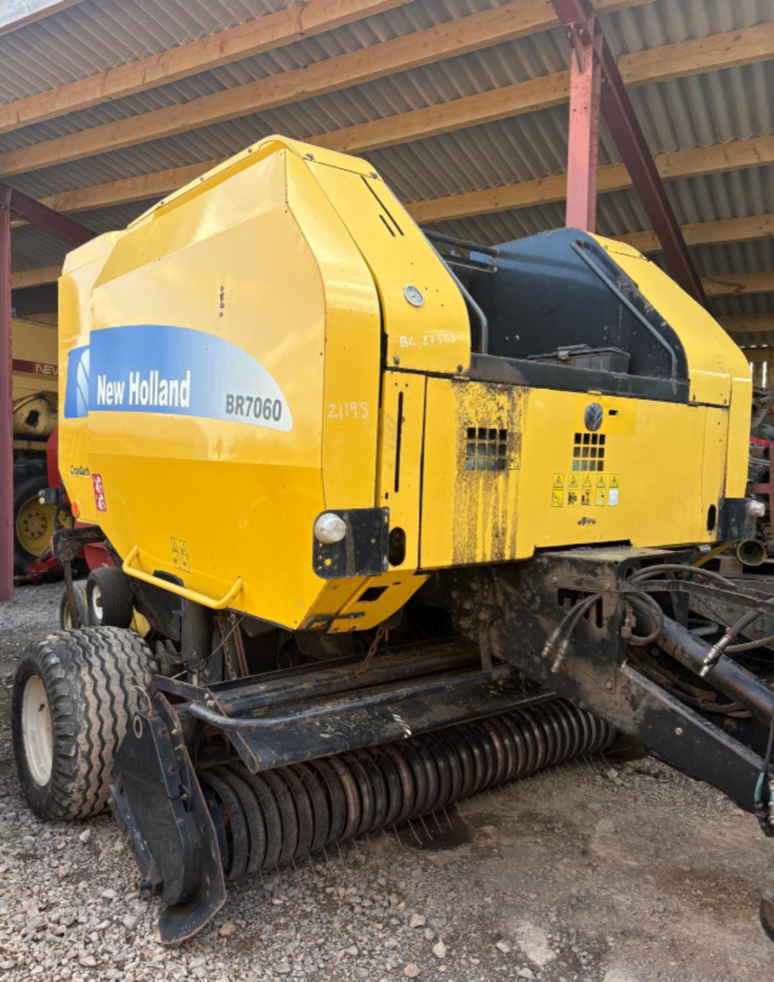 New Holland BR7060 BalerMake: New HollandModel: BR7060Type: BalerTotal ...